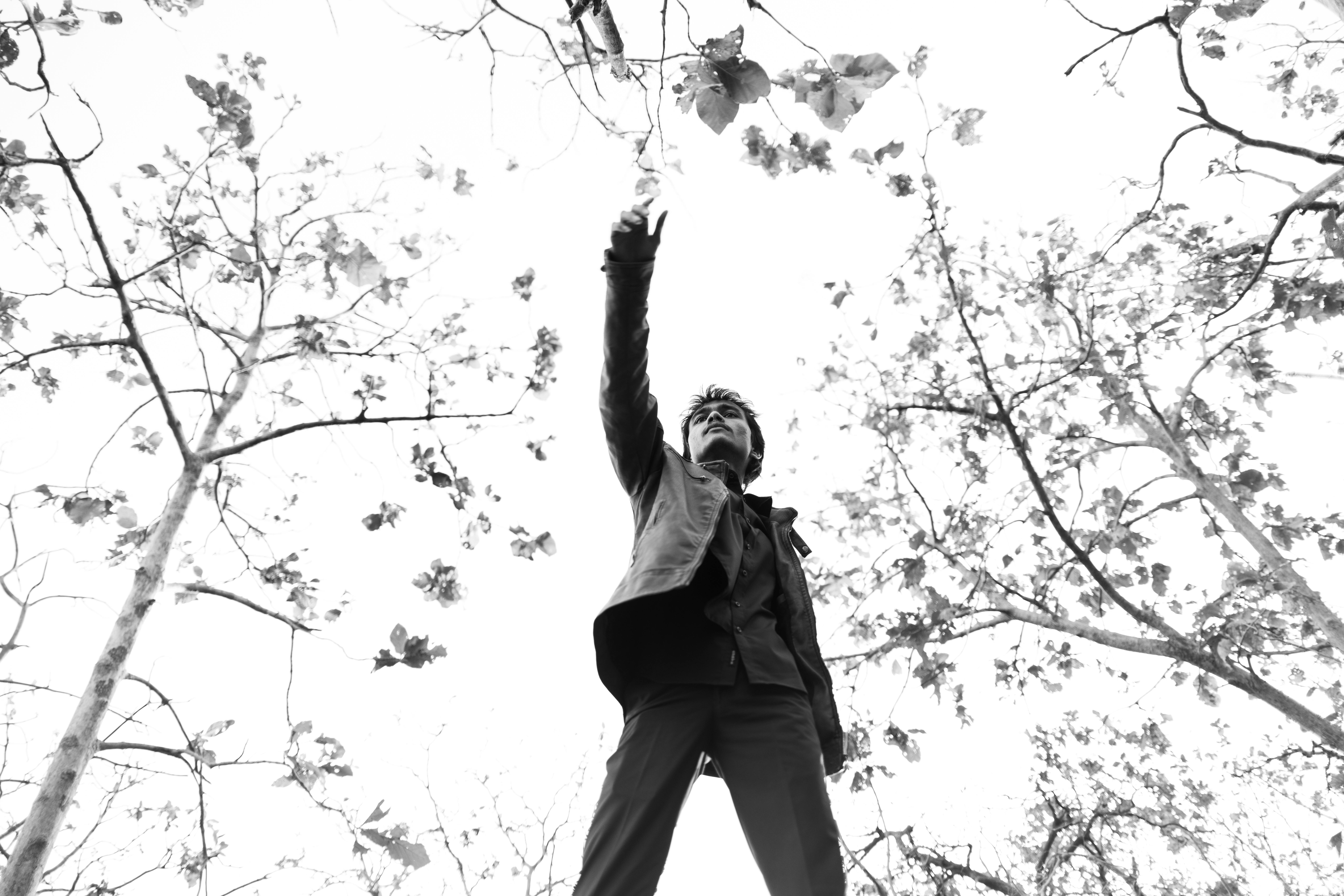 Reach Me Out 1x1 Image Photos, Download The BEST Free Reach Me Out 1x1 ...