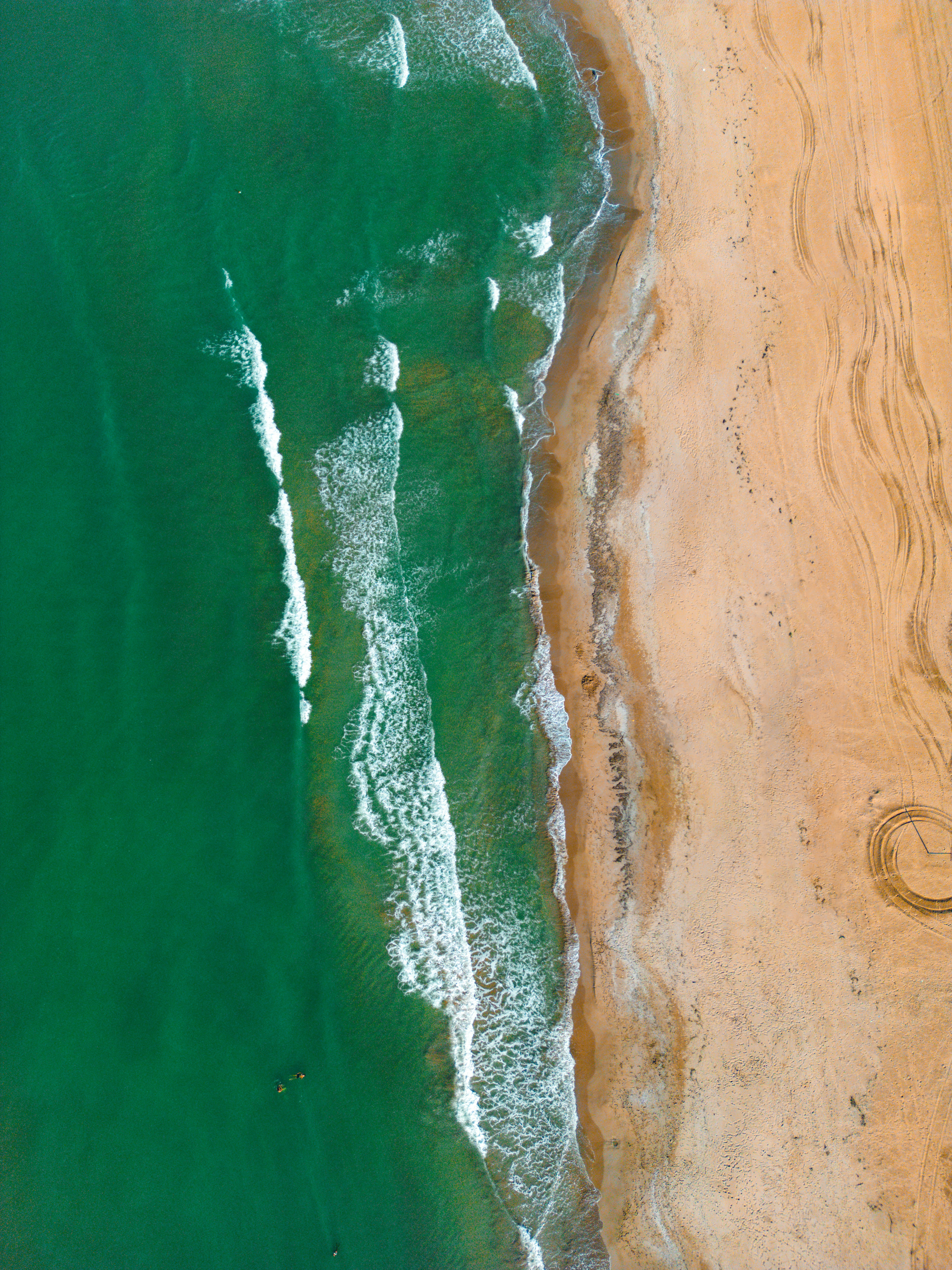 Aerial View of Ocean Waves · Free Stock Photo