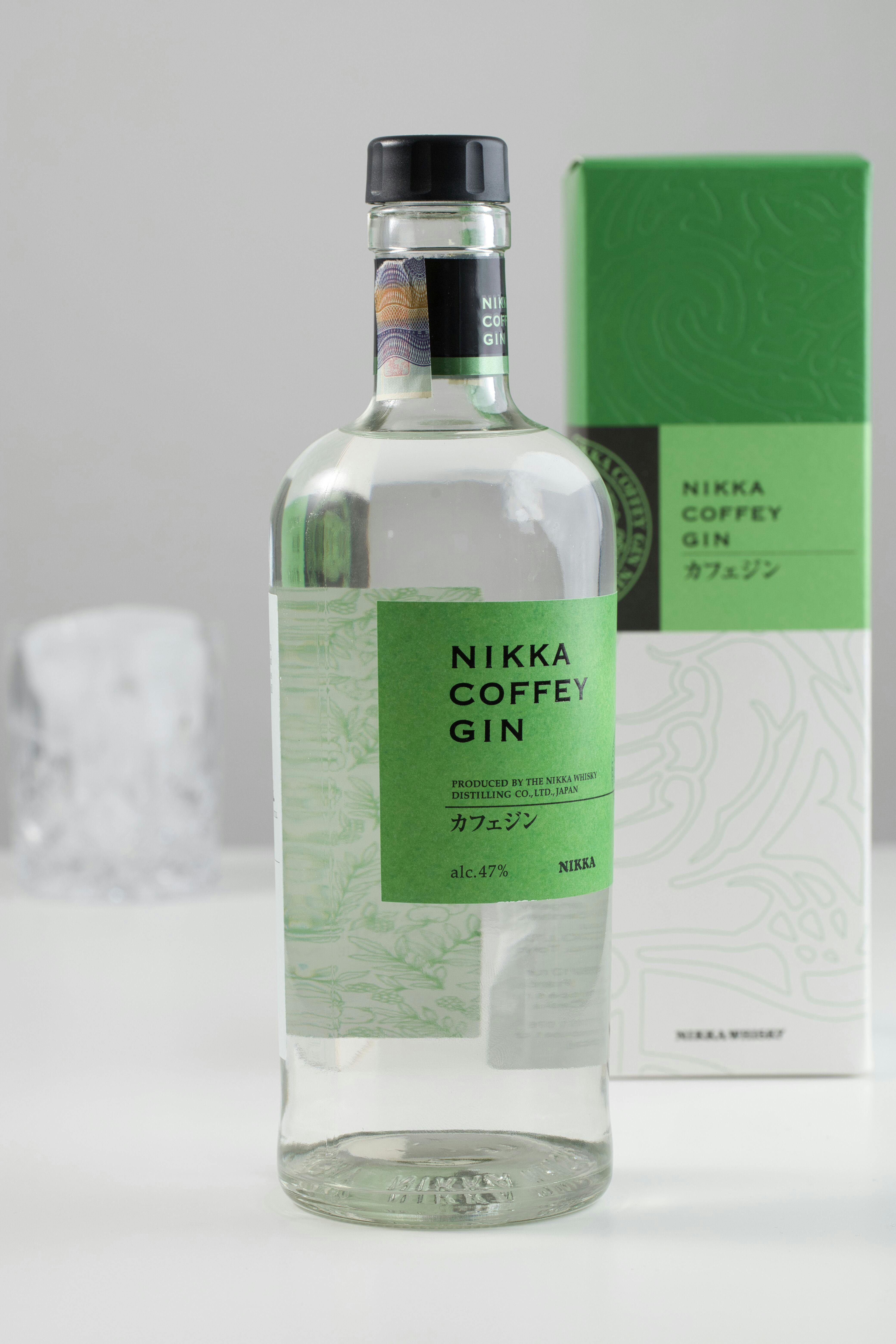 Bottle of Gin · Free Stock Photo