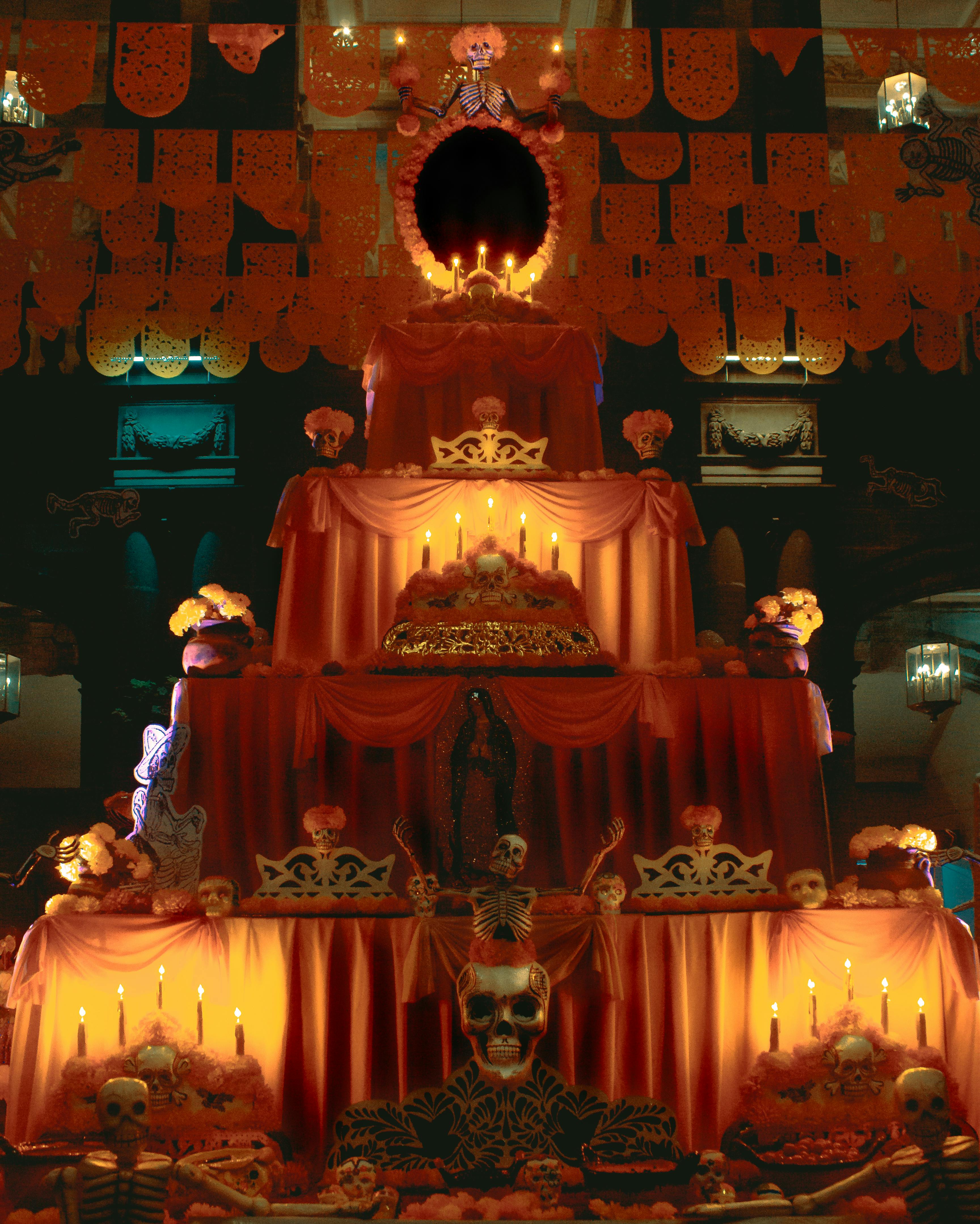 Foto de stock gratuita sobre altar, altar de muertos, altar del dia de ...