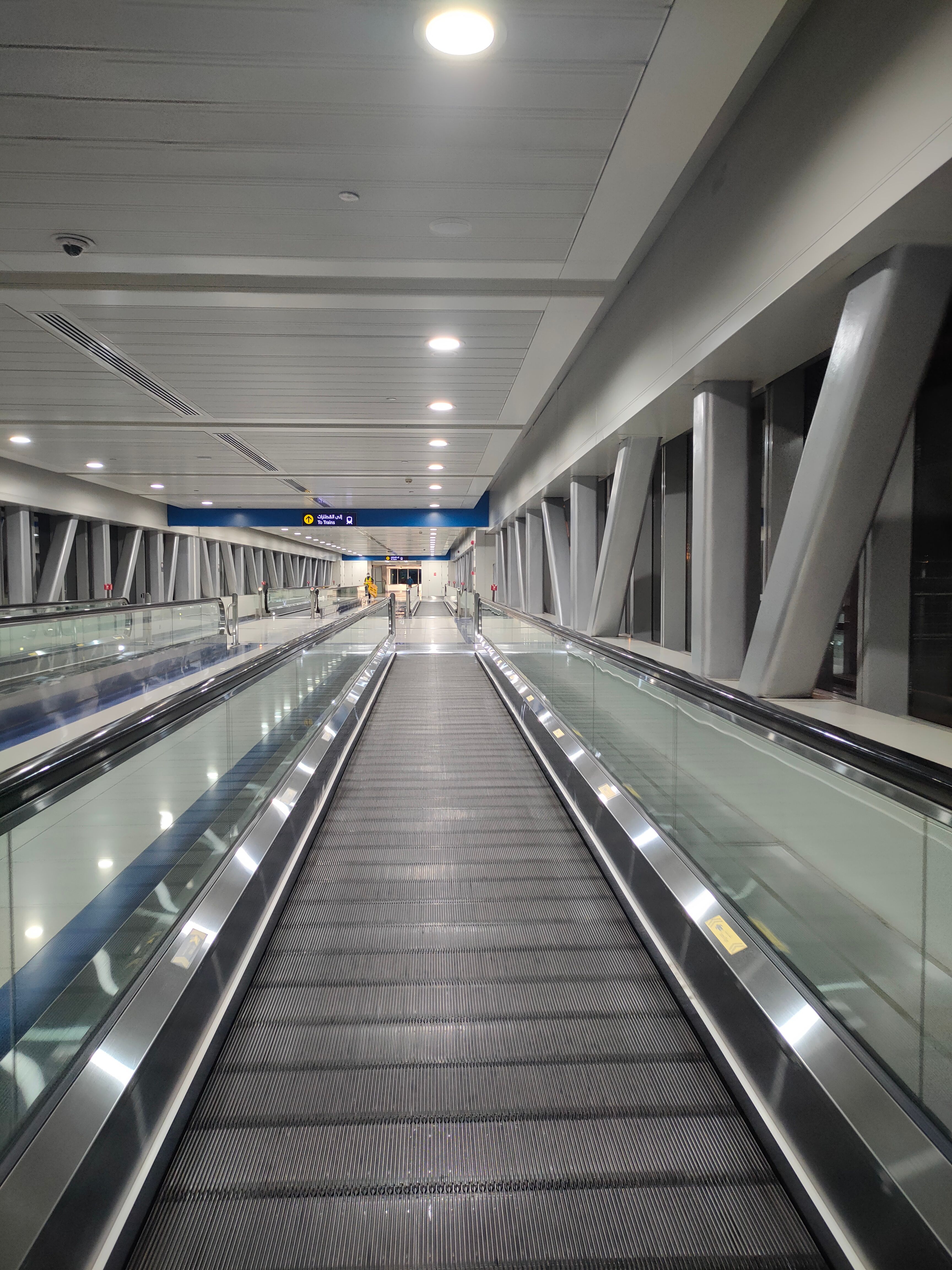 Moving Walkway in a Modern Building · Free Stock Photo