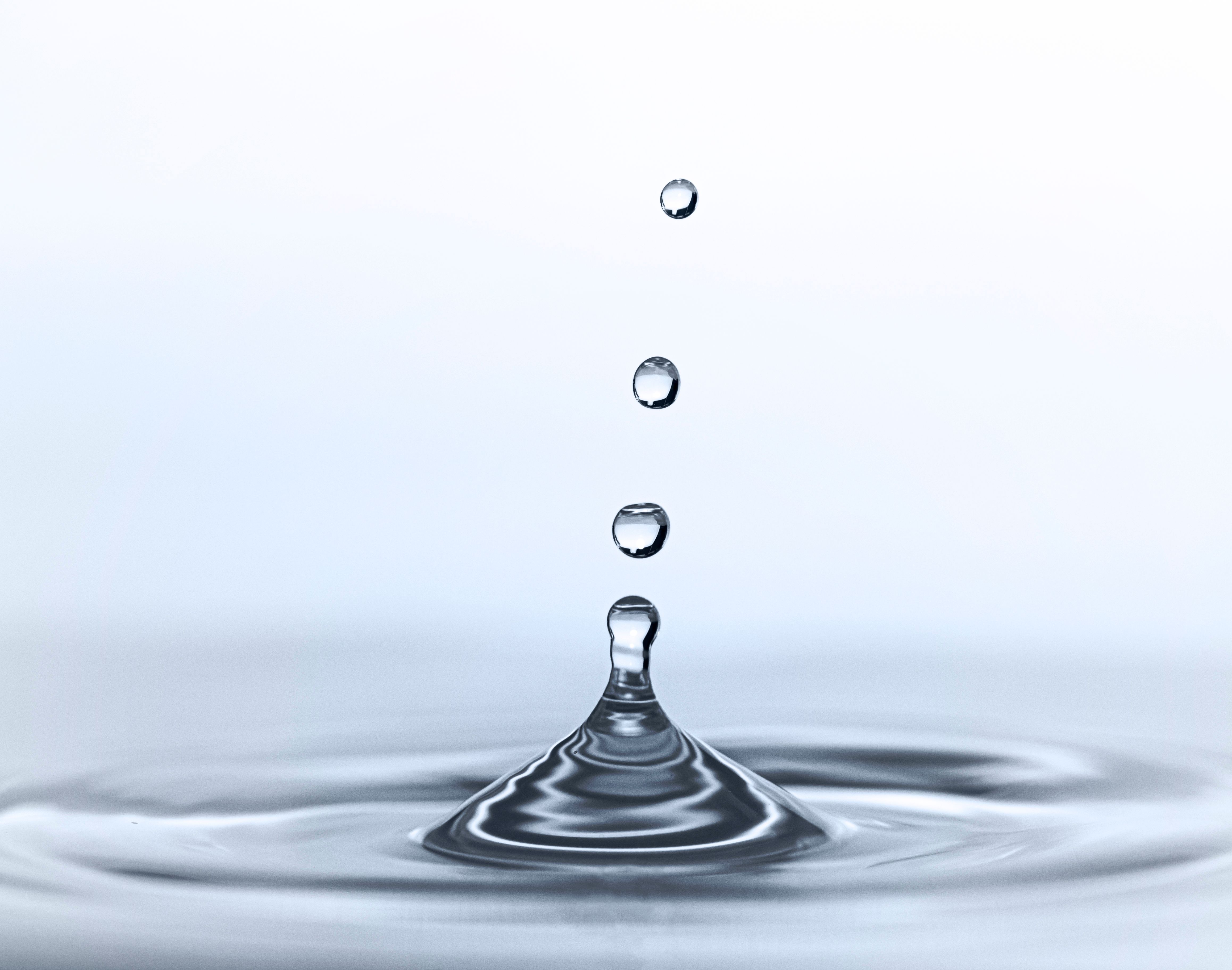 Close-Up Photo of Wet Glass · Free Stock Photo