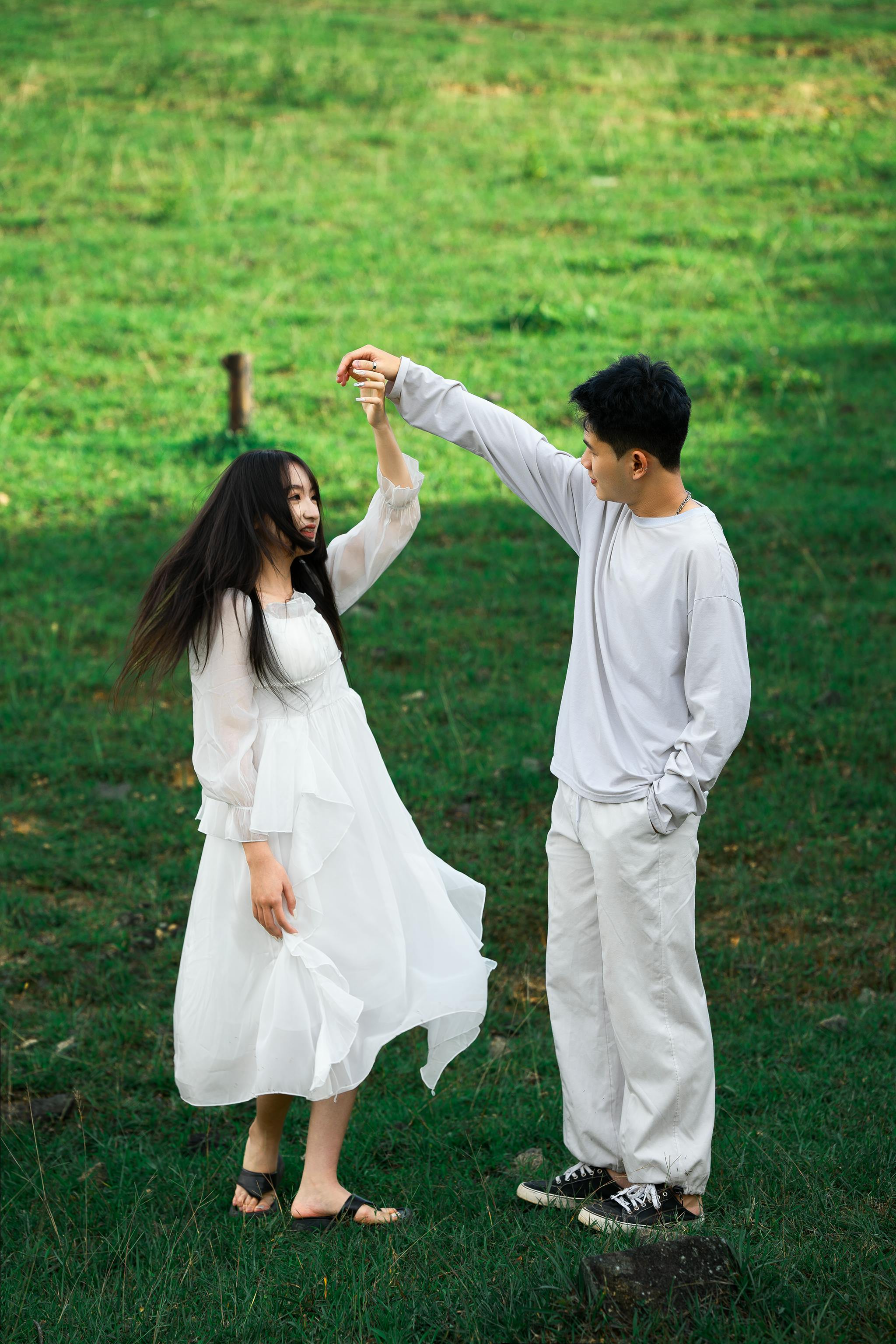 Asian Couple Dancing Photos, Download The BEST Free Asian Couple ...