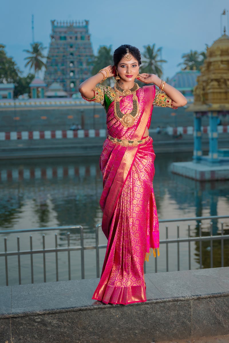 Indian Saree Model Photos, Download The BEST Free Indian Saree Model ...