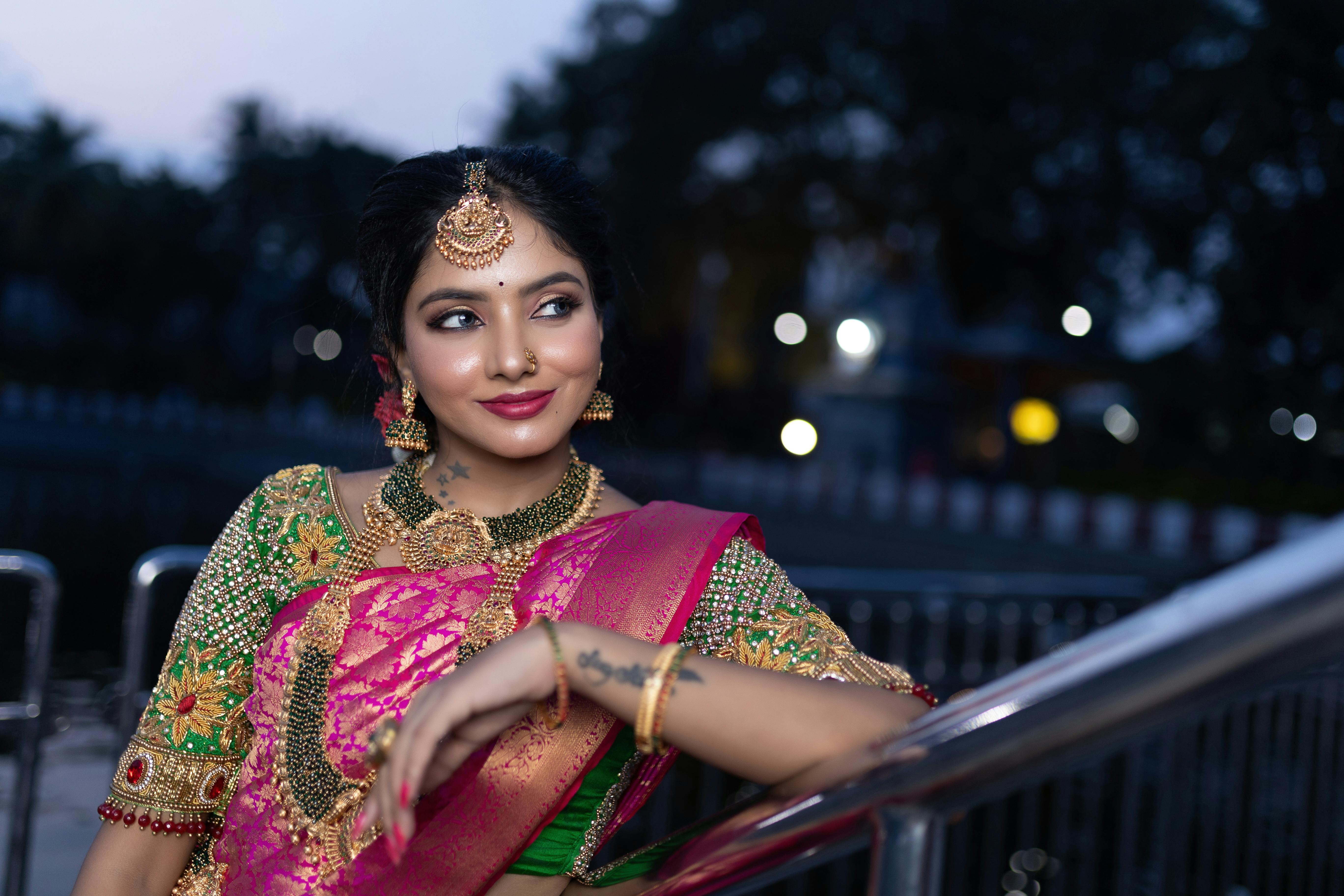 Dark Models Saree Photos, Download The BEST Free Dark Models Saree ...