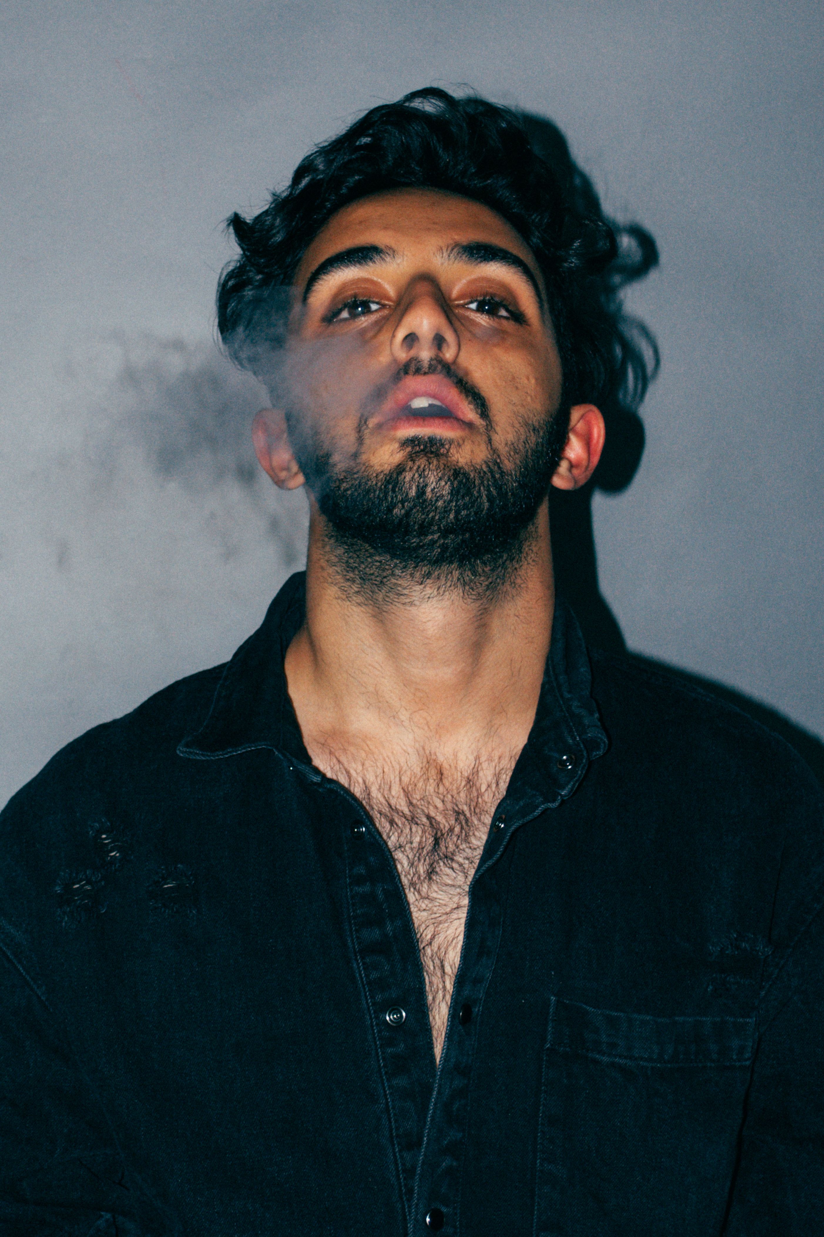 Sad Smoking Photos, Download The BEST Free Sad Smoking Stock Photos ...