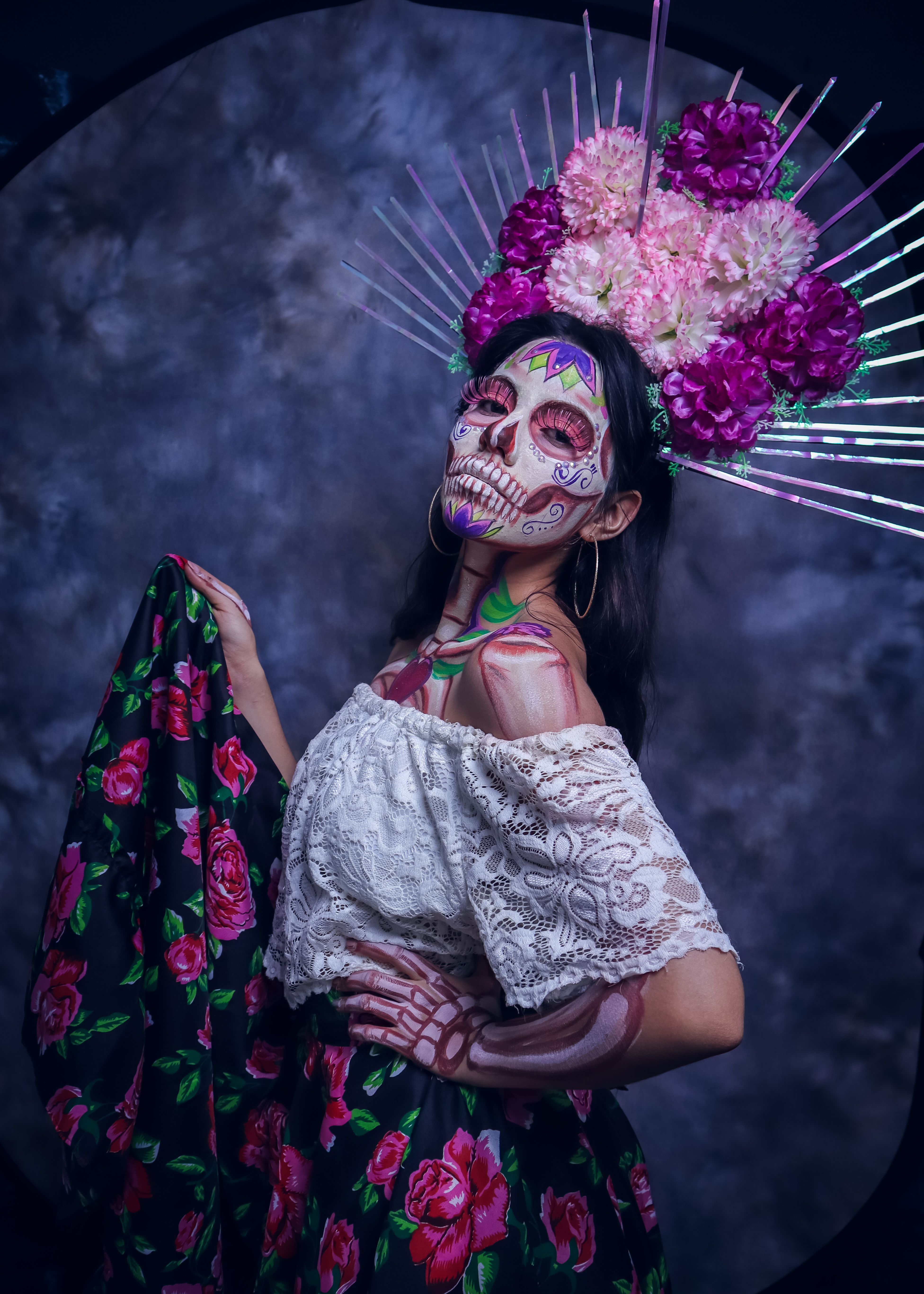 Foto de stock gratuita sobre cara pintada, catrina, corona de lores ...
