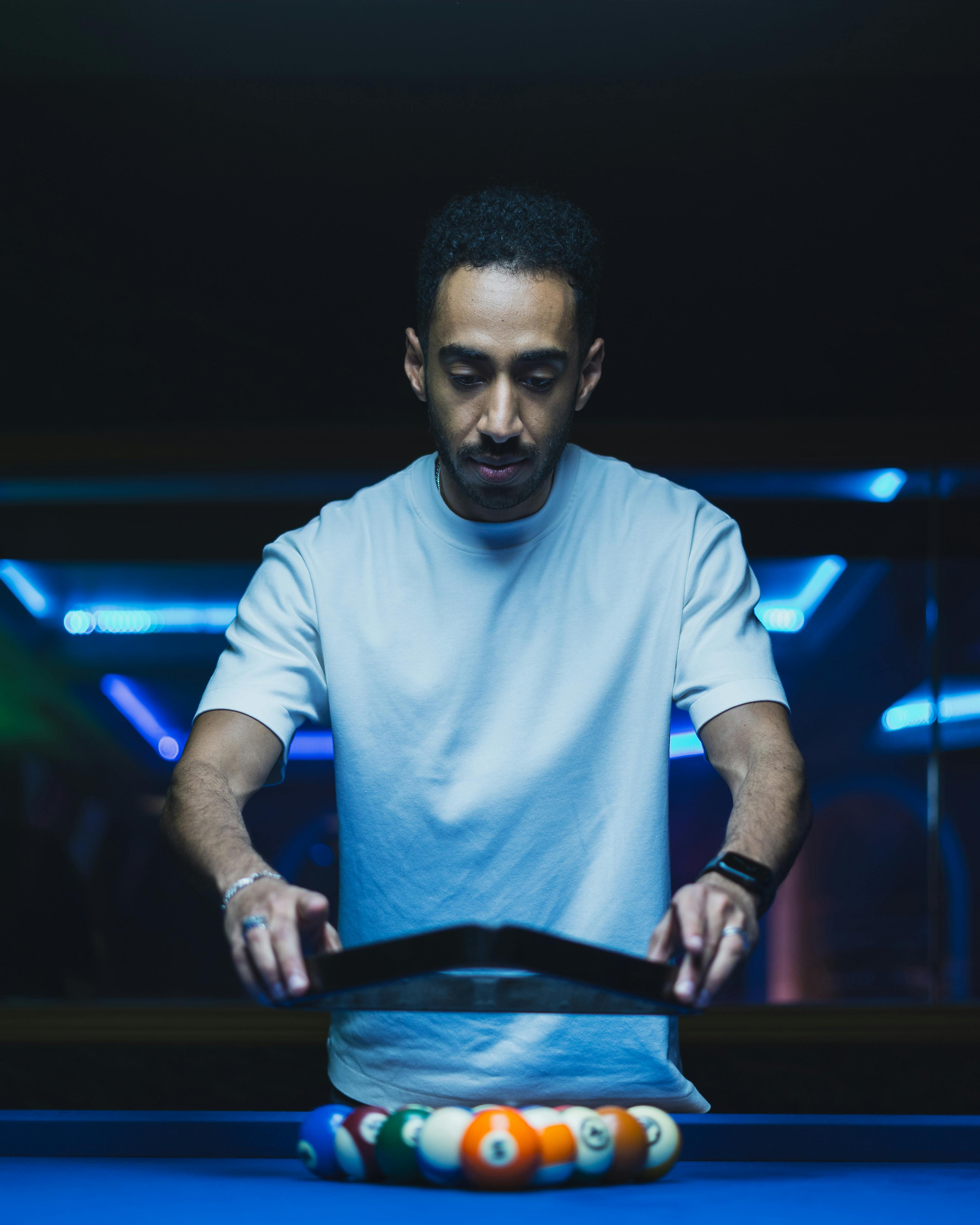 Man with Triangle to Create Snooker Billiard Balls Pyramid · Free Stock ...