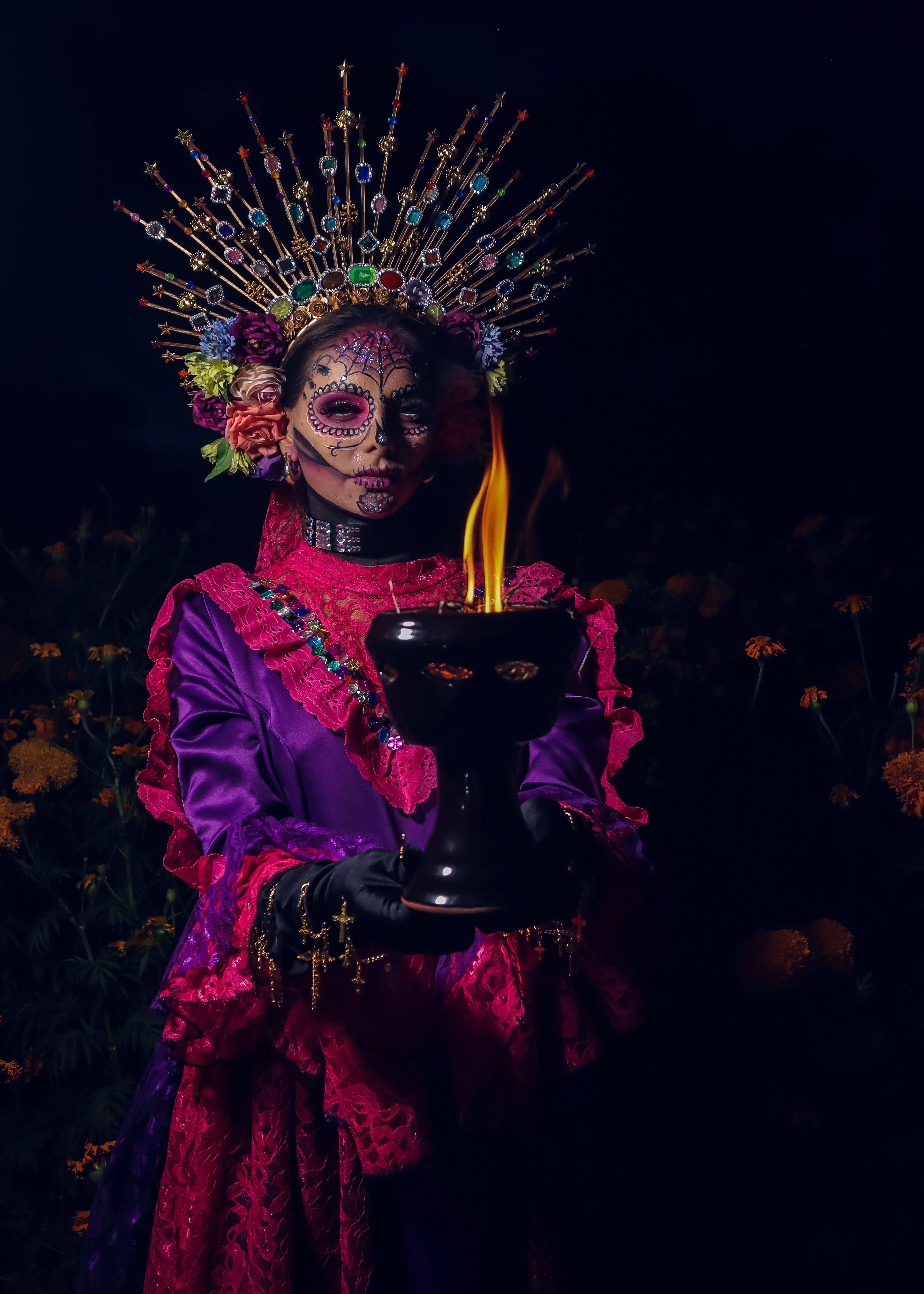 Foto de stock gratuita sobre ardiente, cara pintada, catrina, corona de ...
