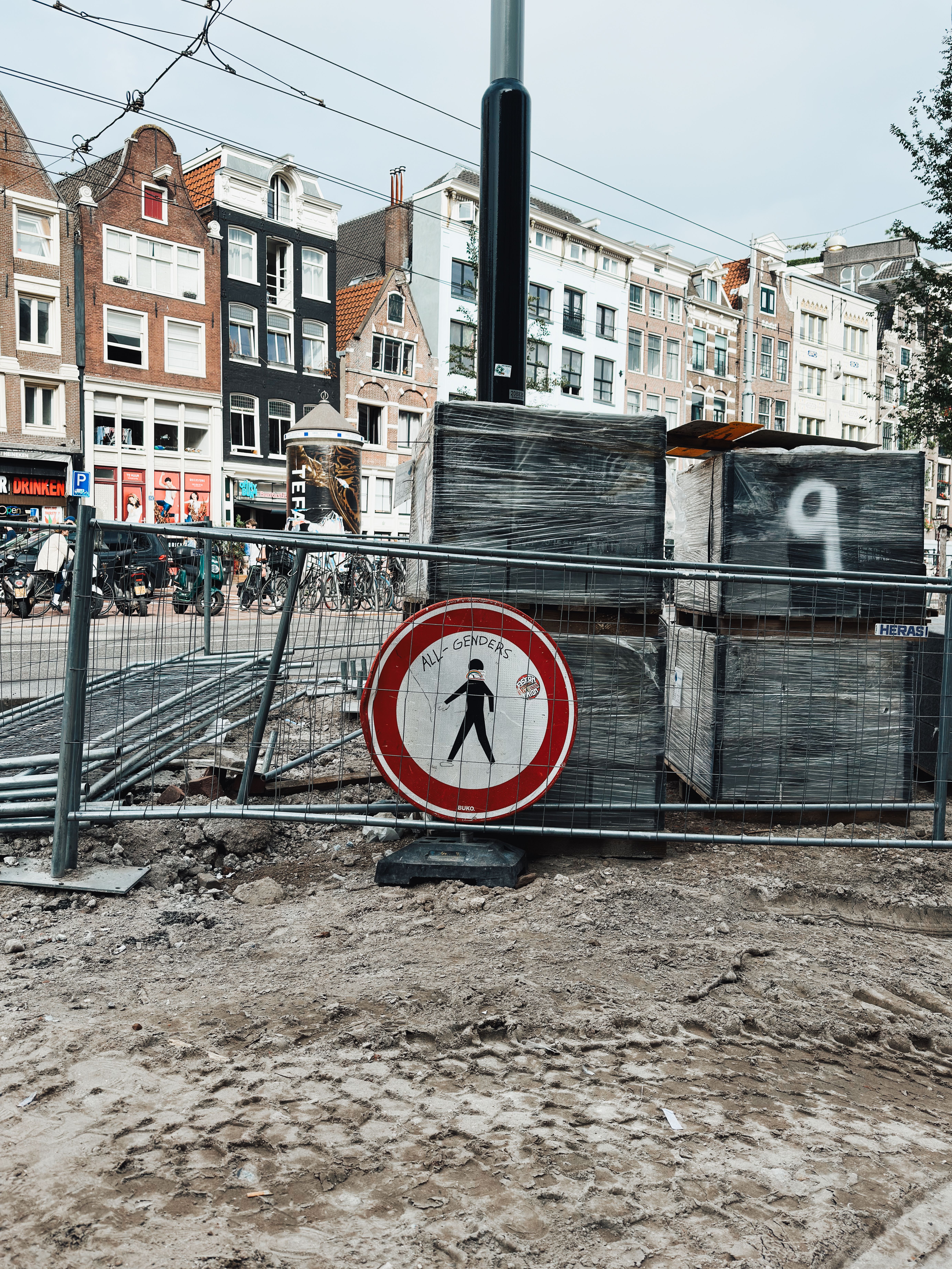 Roadworks in Old Town · Free Stock Photo
