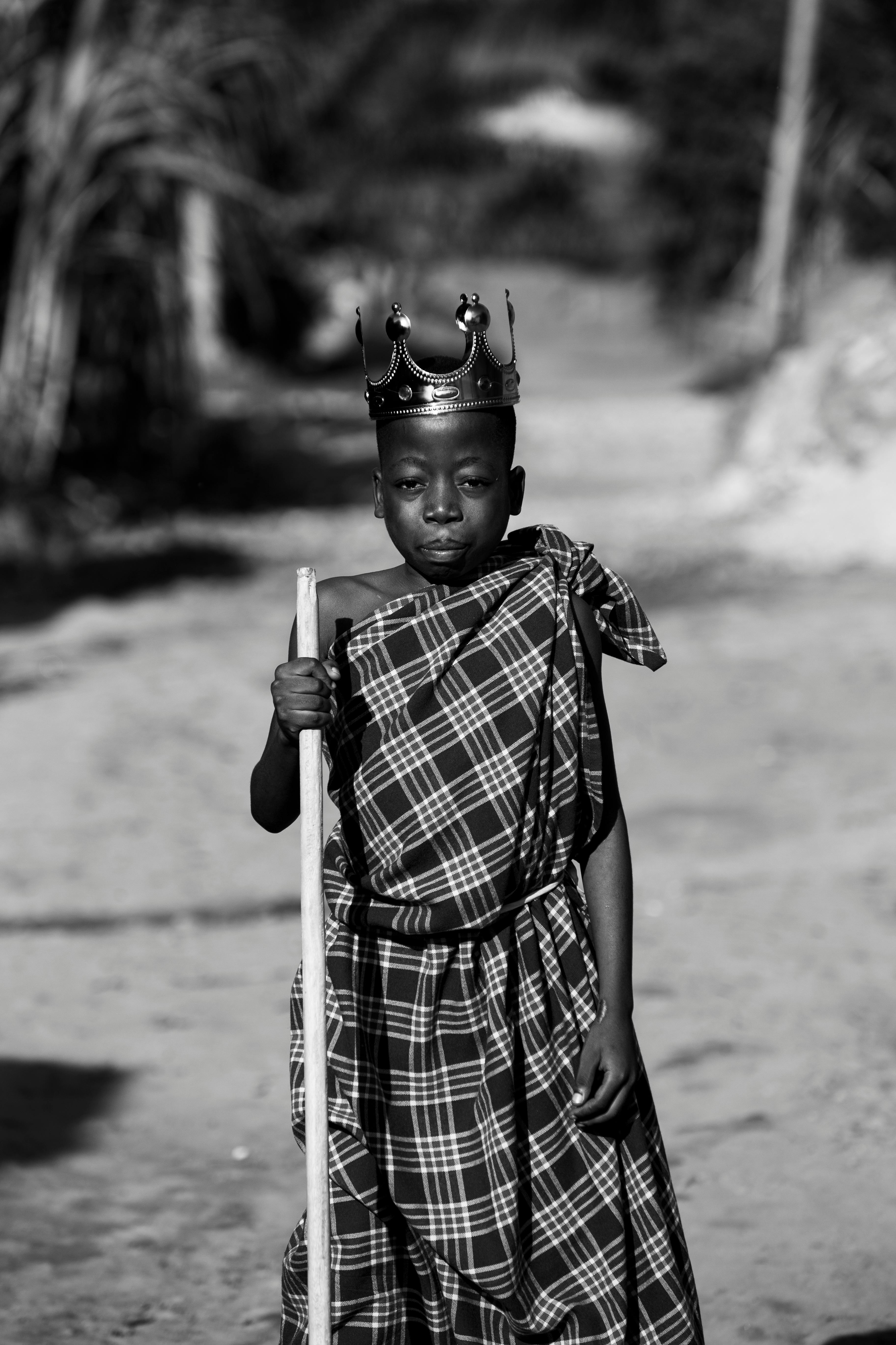 Black and White Photo of Boy in Patterned Tunic Wearing Crown · Free ...