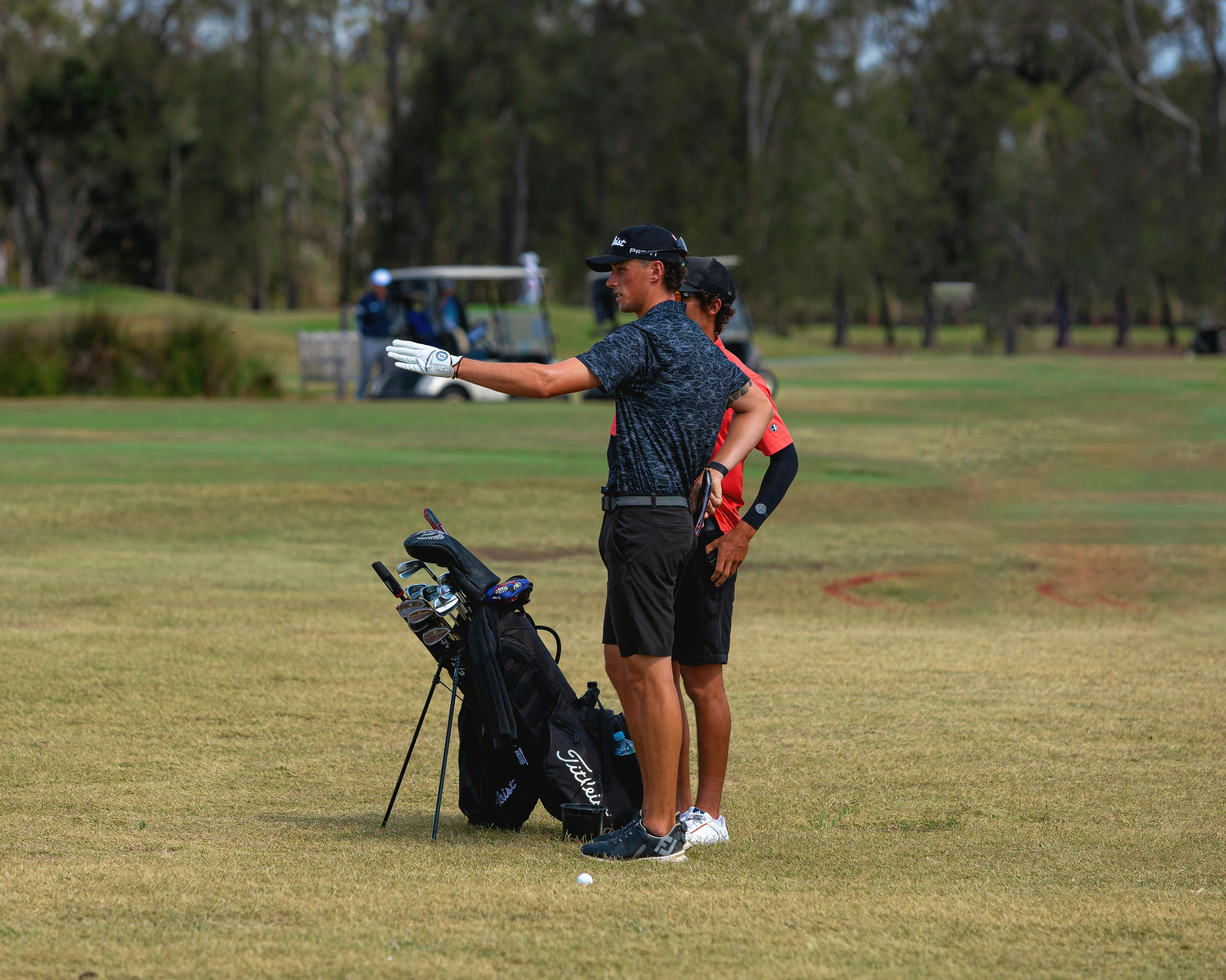 Golfers Talking at Golf Course · Free Stock Photo