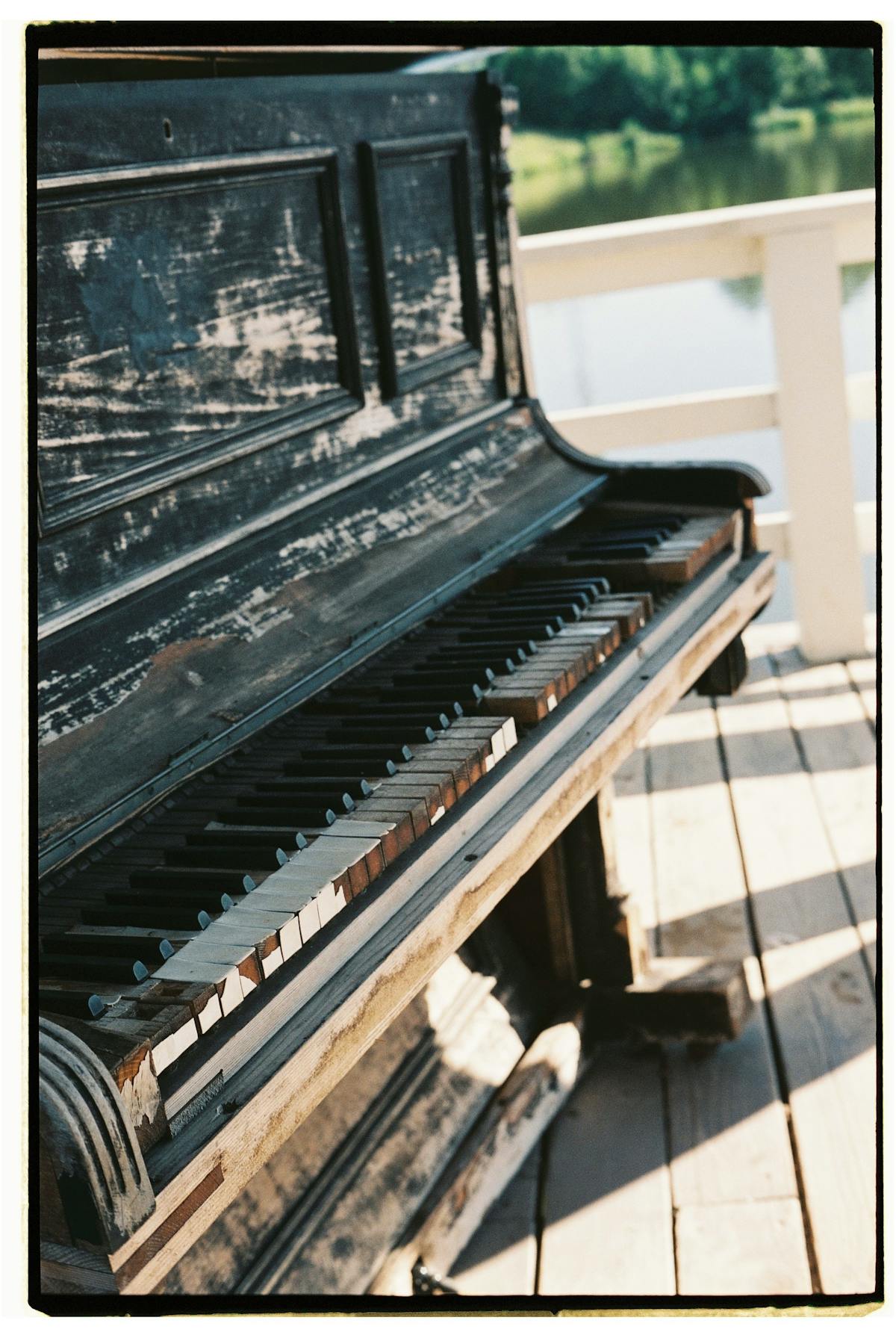 9.201+ Fotos y Imágenes de Piano roto Gratis · Banco de Fotos Gratis