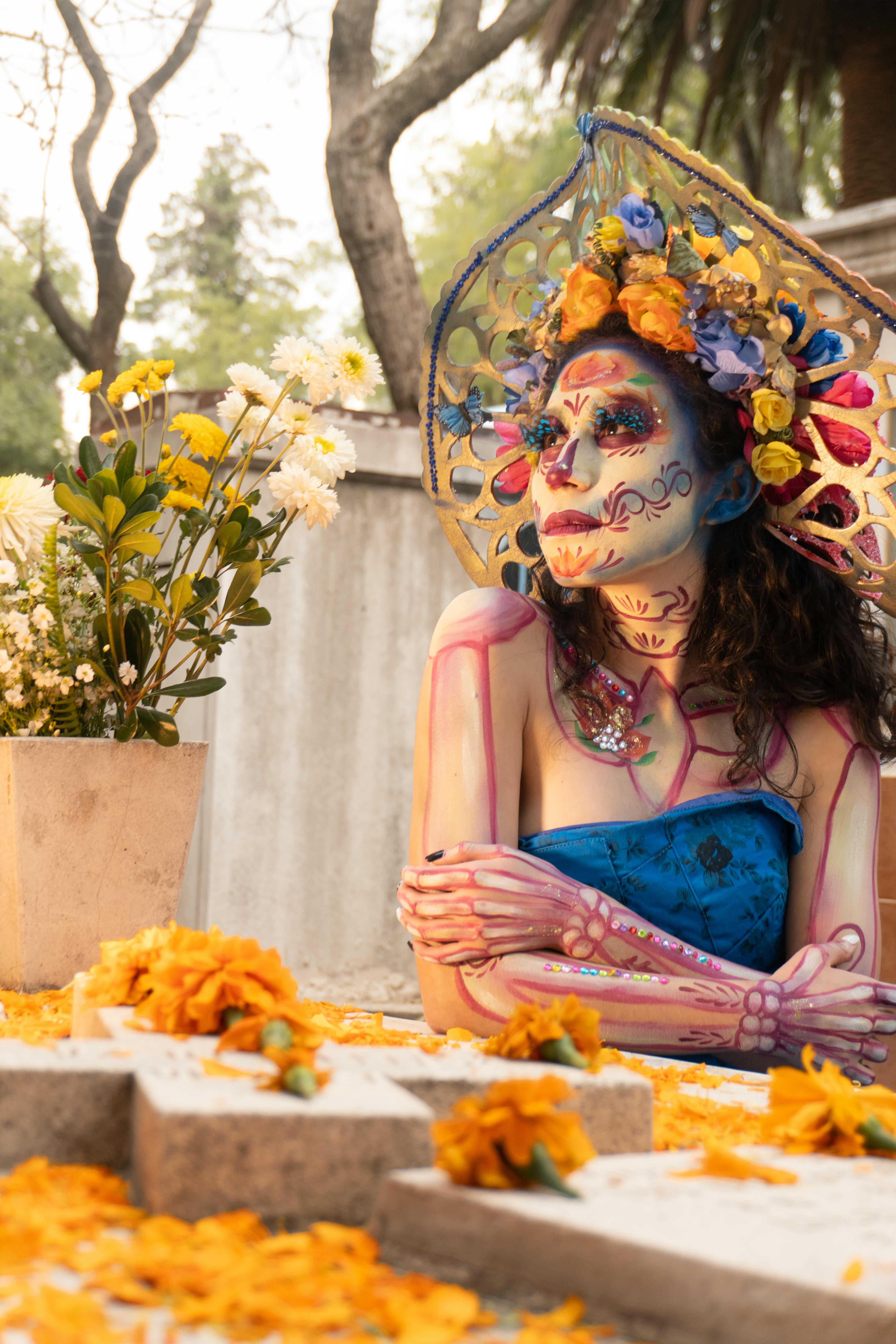 Women as Catrina in Dresses at Cemetery · Free Stock Photo