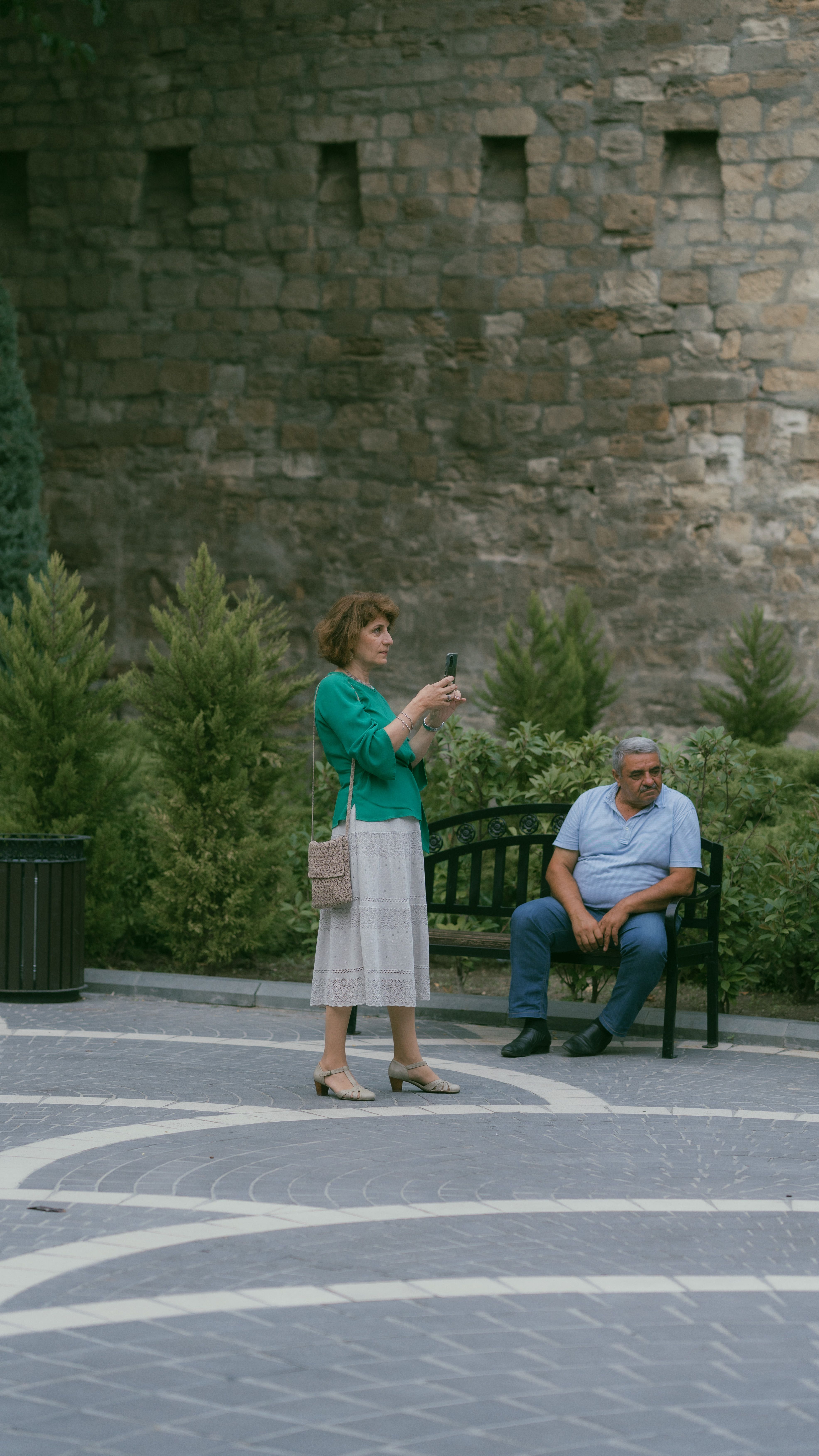 Man and Woman in front of a Castle · Free Stock Photo