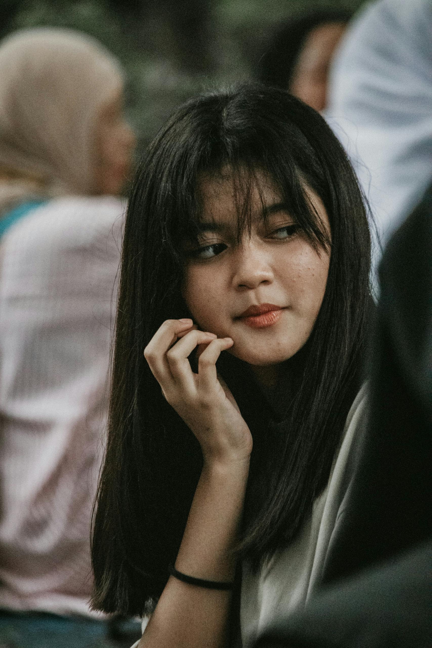 Portrait of Thinking Woman · Free Stock Photo