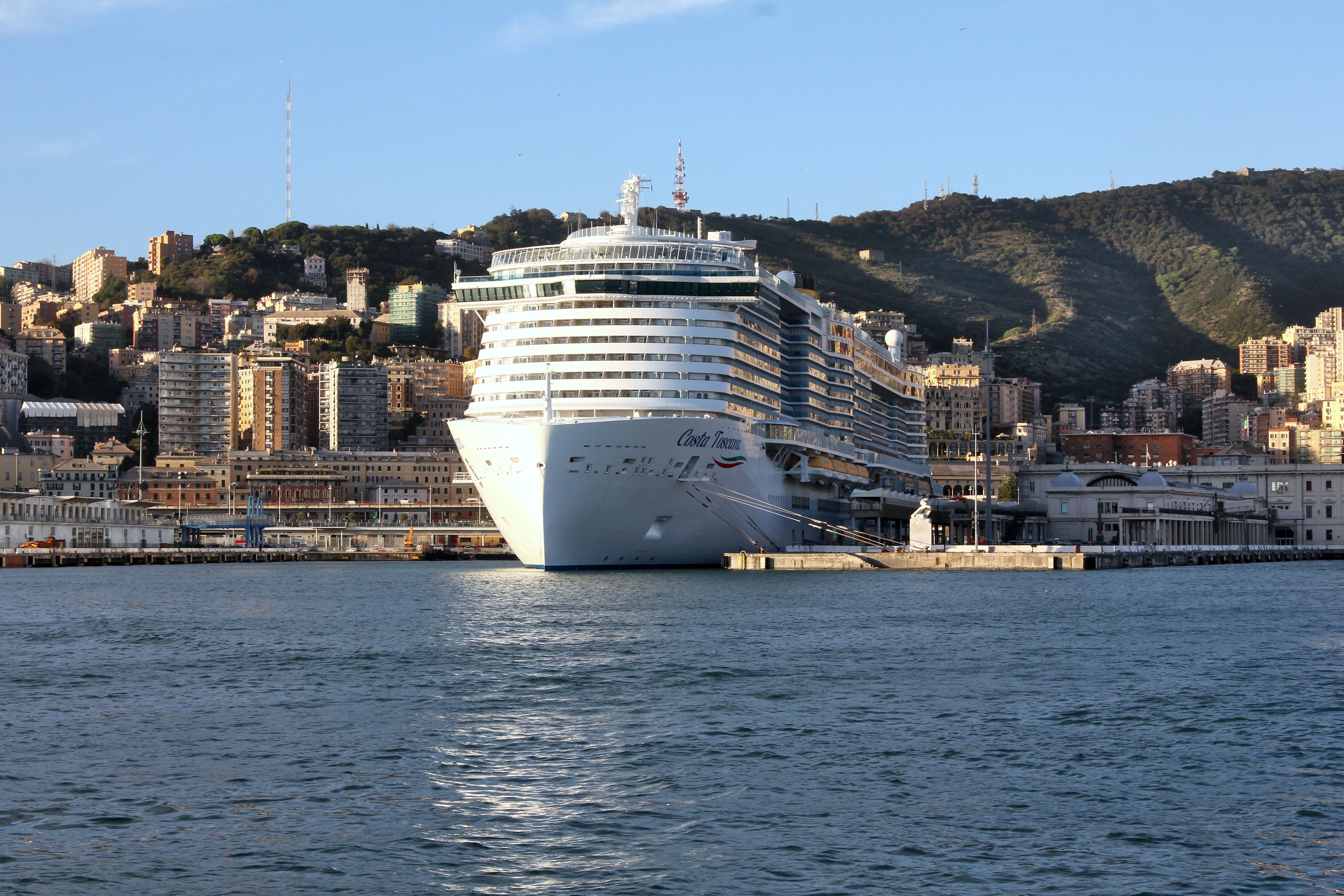 Cruises Photos, Download The BEST Free Cruises Stock Photos & HD Images
