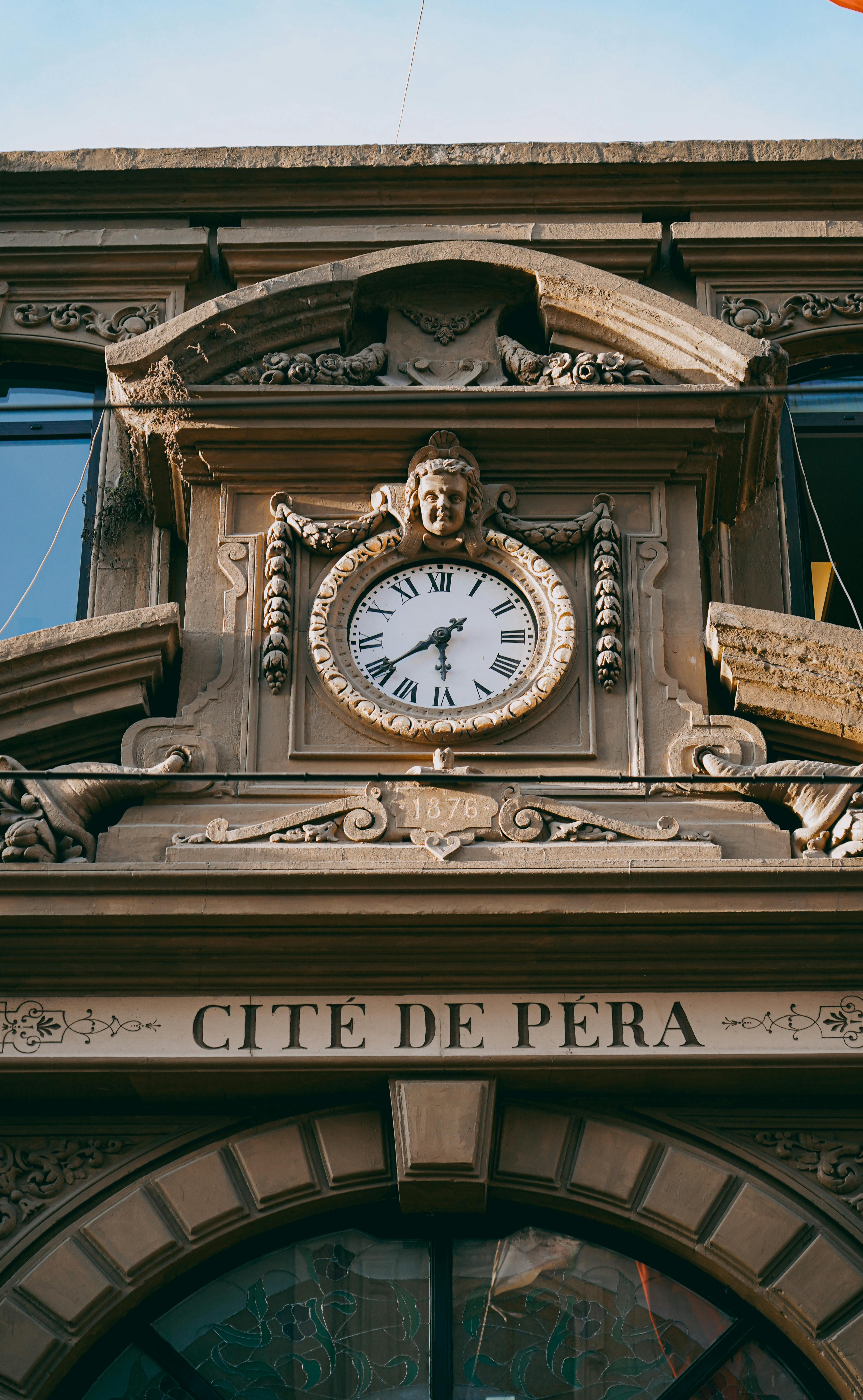 Giant Clock Photos, Download The BEST Free Giant Clock Stock Photos ...