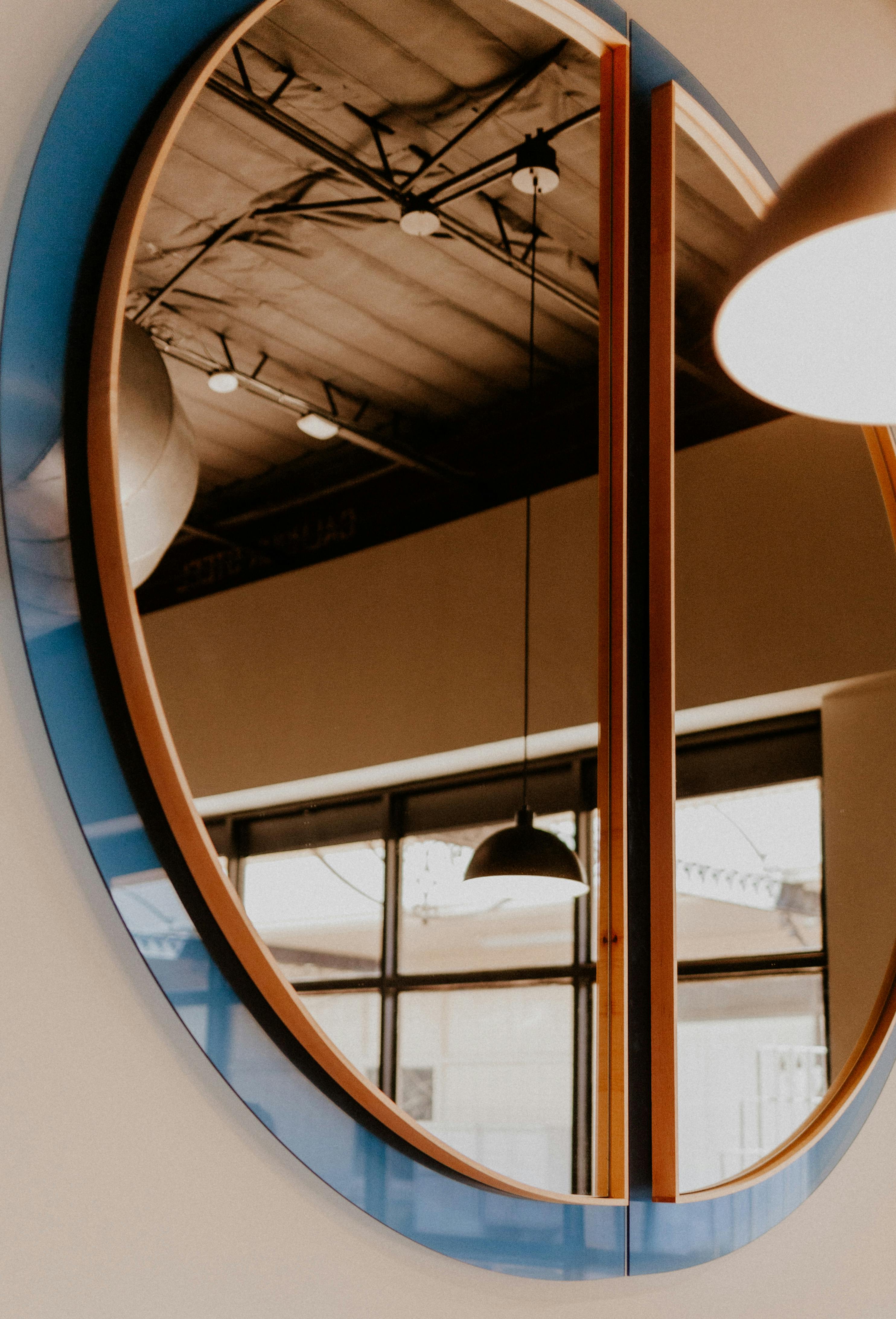 Mirror on Wall · Free Stock Photo