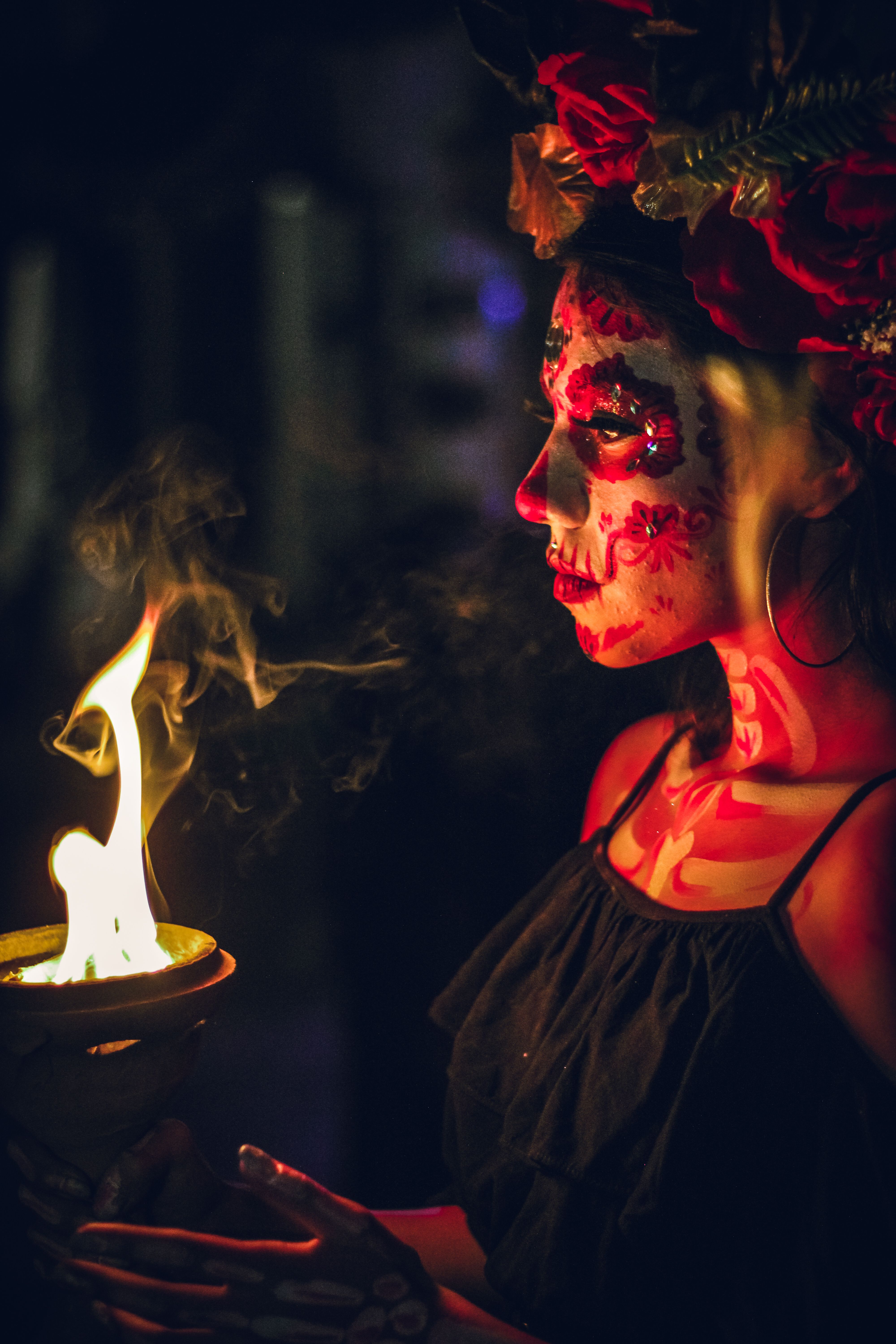Foto de stock gratuita sobre antorcha, artístico, cara pintada, catrina ...