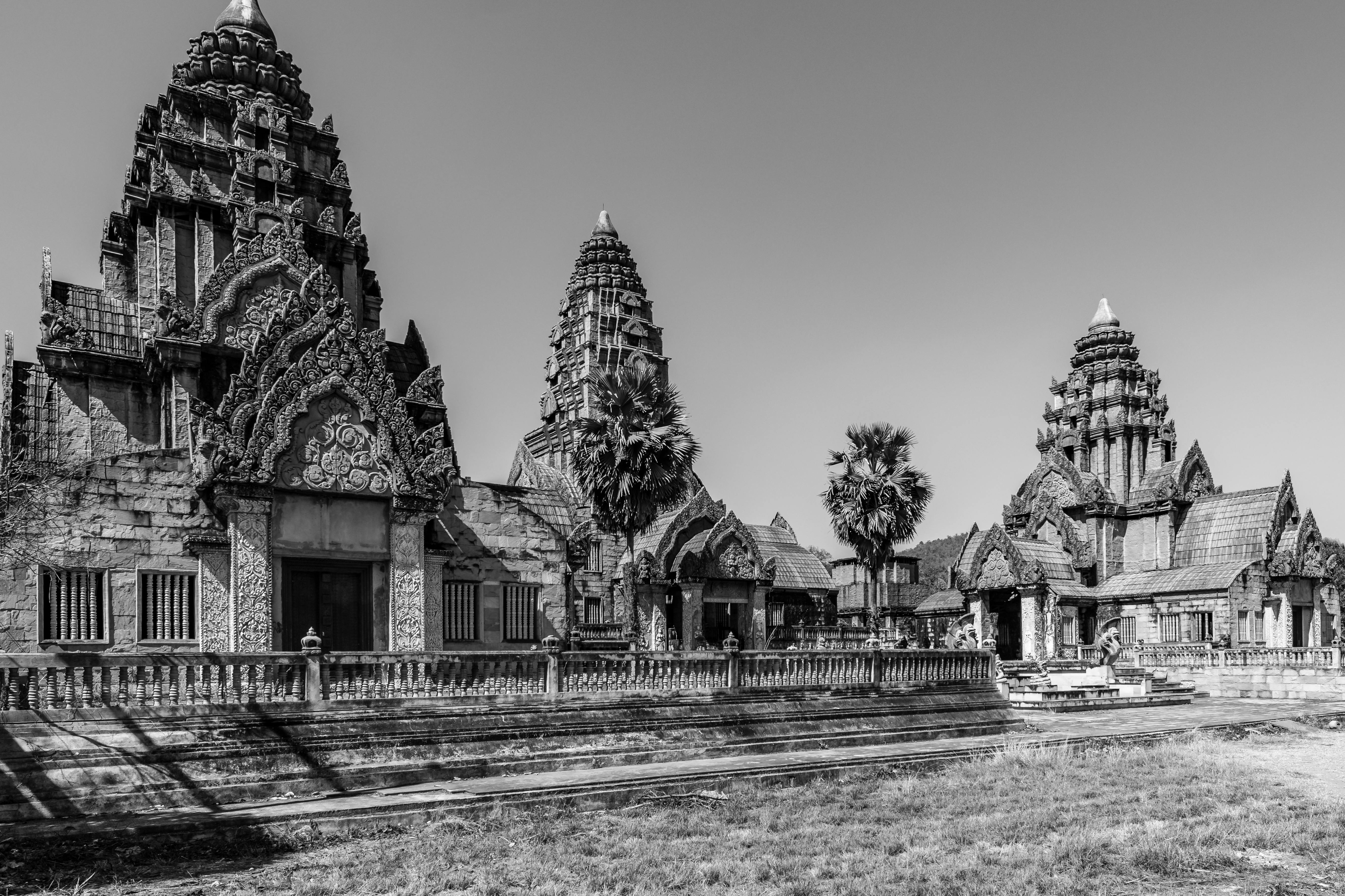 Angkor Wat in Black and White · Free Stock Photo