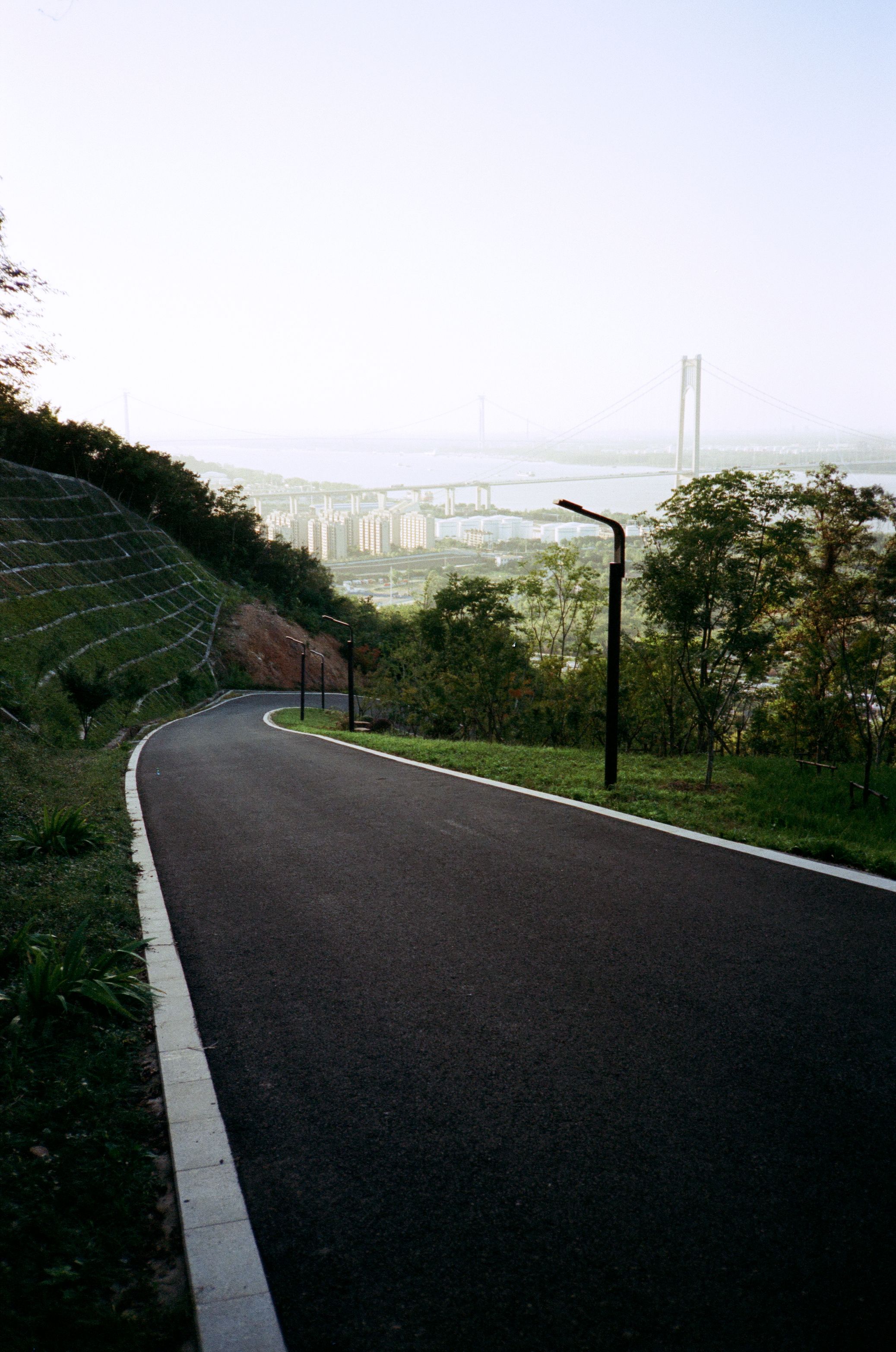 Empty Road on Hillside · Free Stock Photo