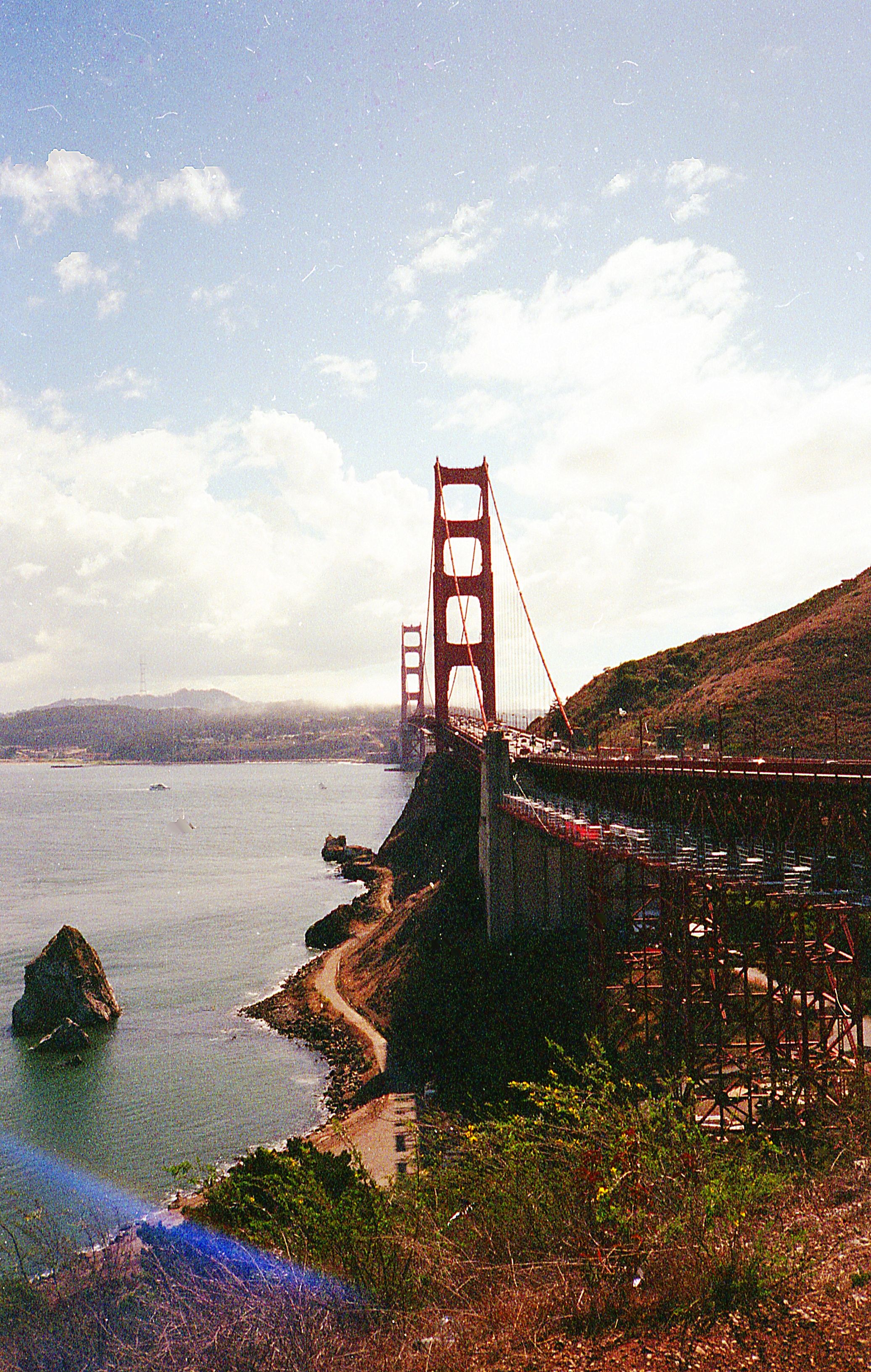 View of the Coast and the Golden Gate Bridge over the San Francisco Bay ...
