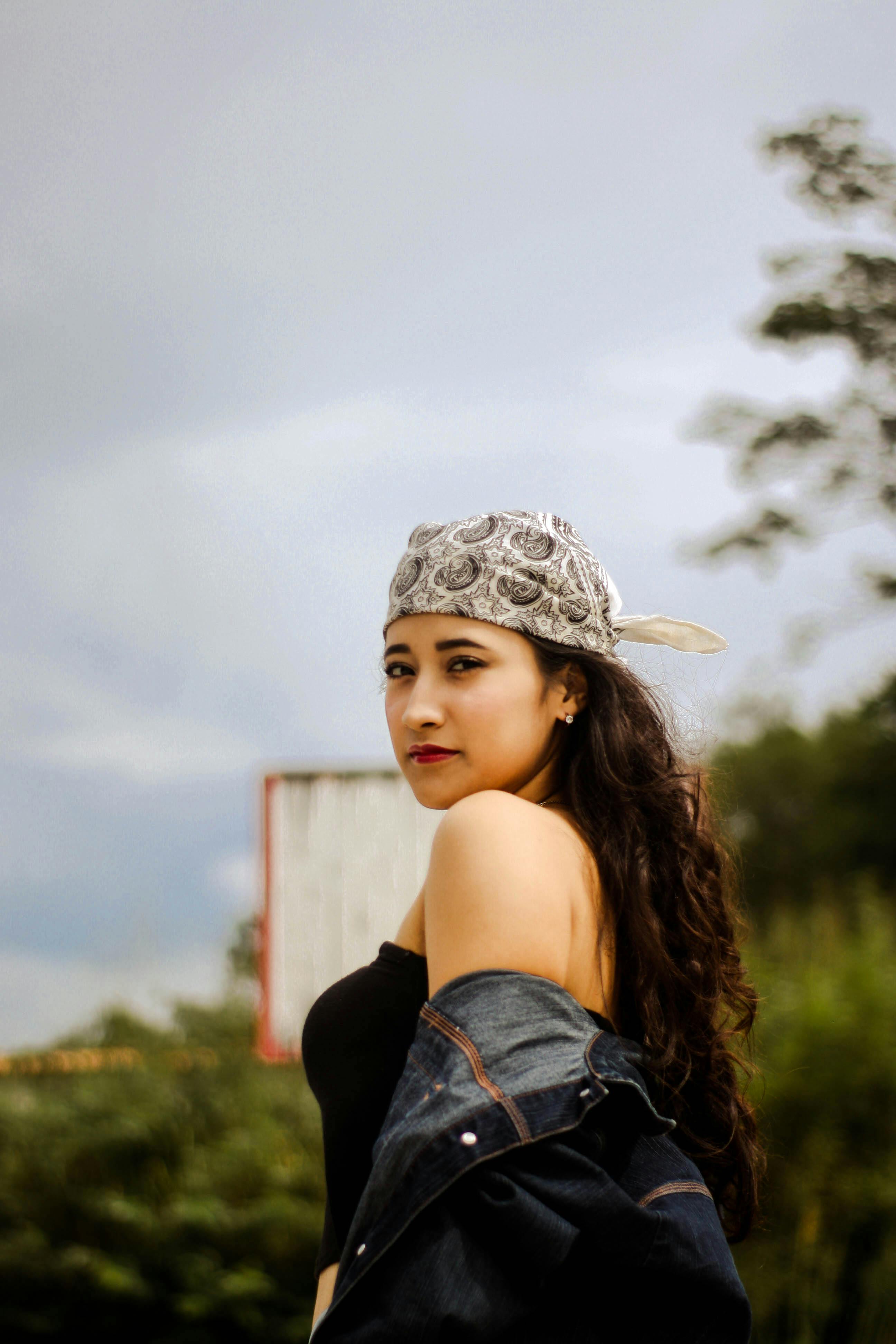 Brunette Woman in Buff · Free Stock Photo