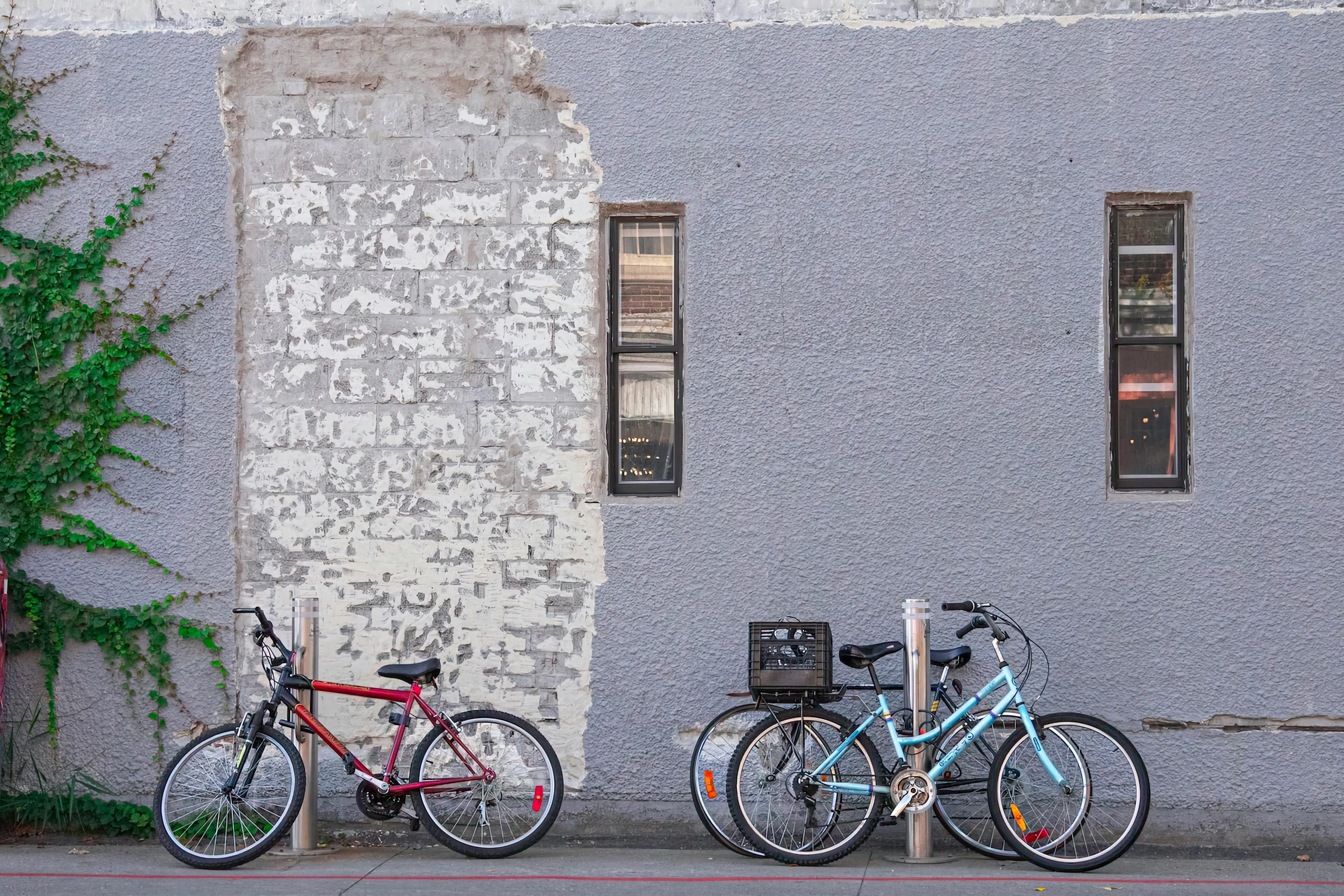 Black Bicycle Near Wall · Free Stock Photo