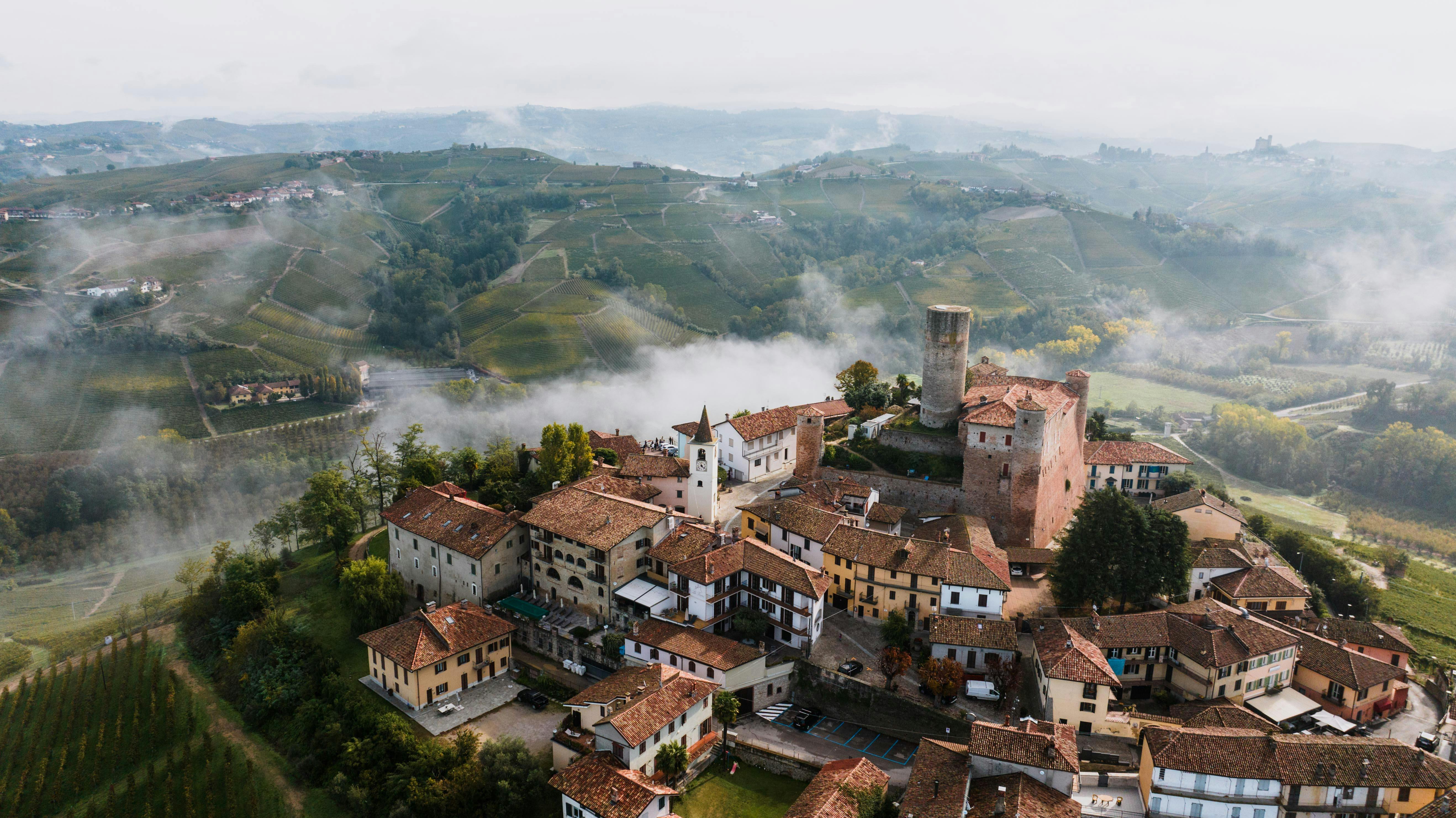 Aerial View of Castiglione Falletto, Piedmont, Italy · Free Stock Photo