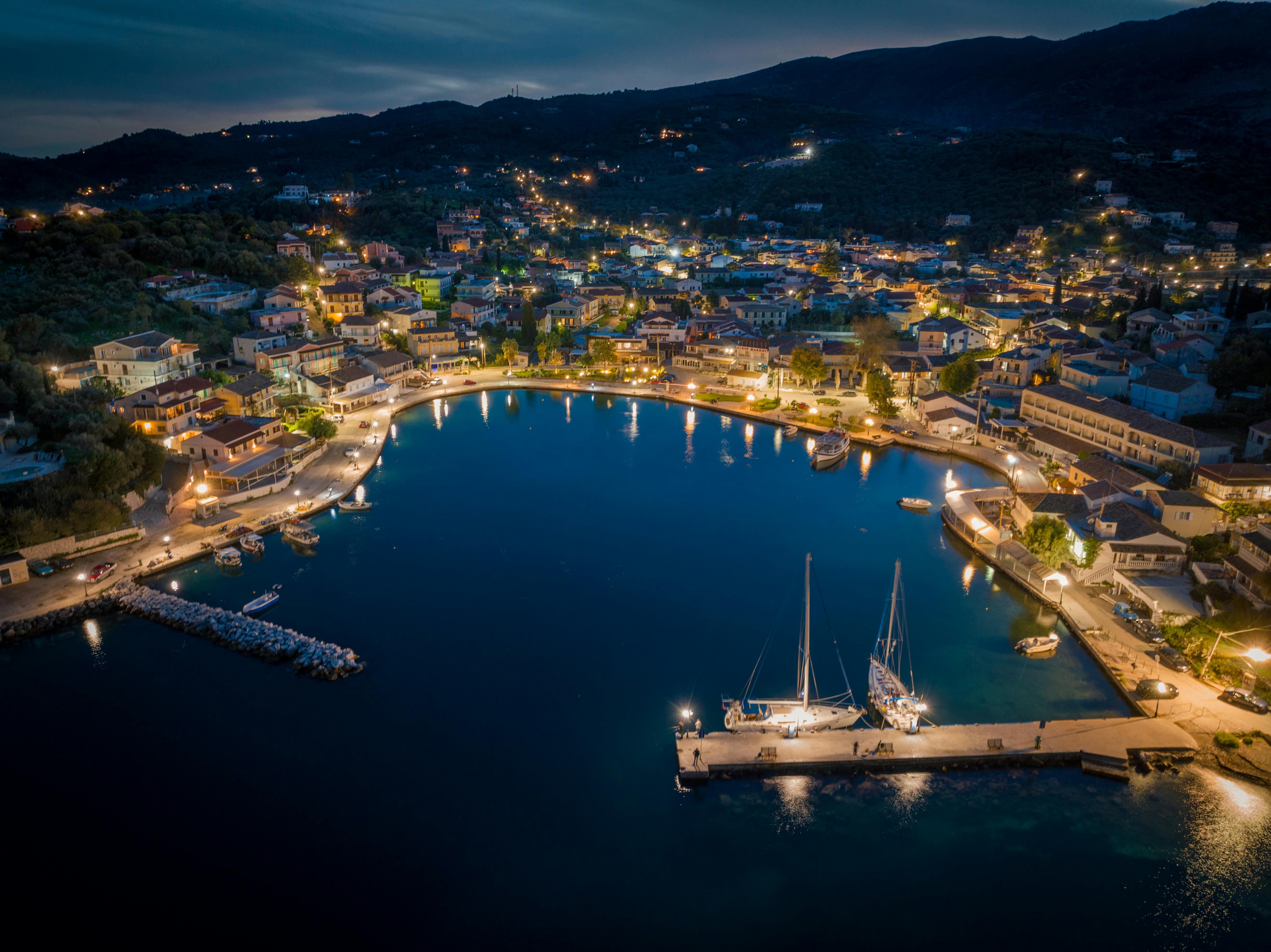 Δωρεάν στοκ φωτογραφιών με aerial, boats, cityscape, corfu, europe ...