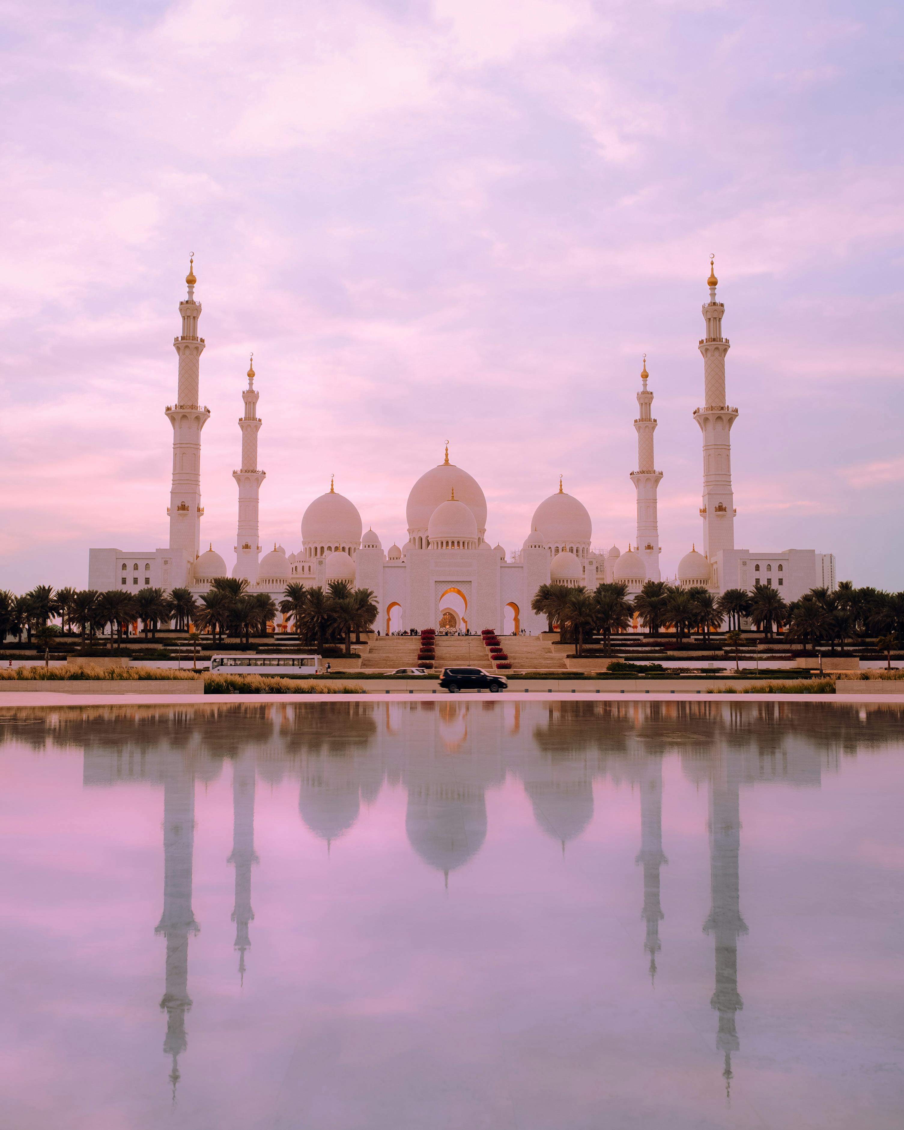 Beautiful Mosques In Water