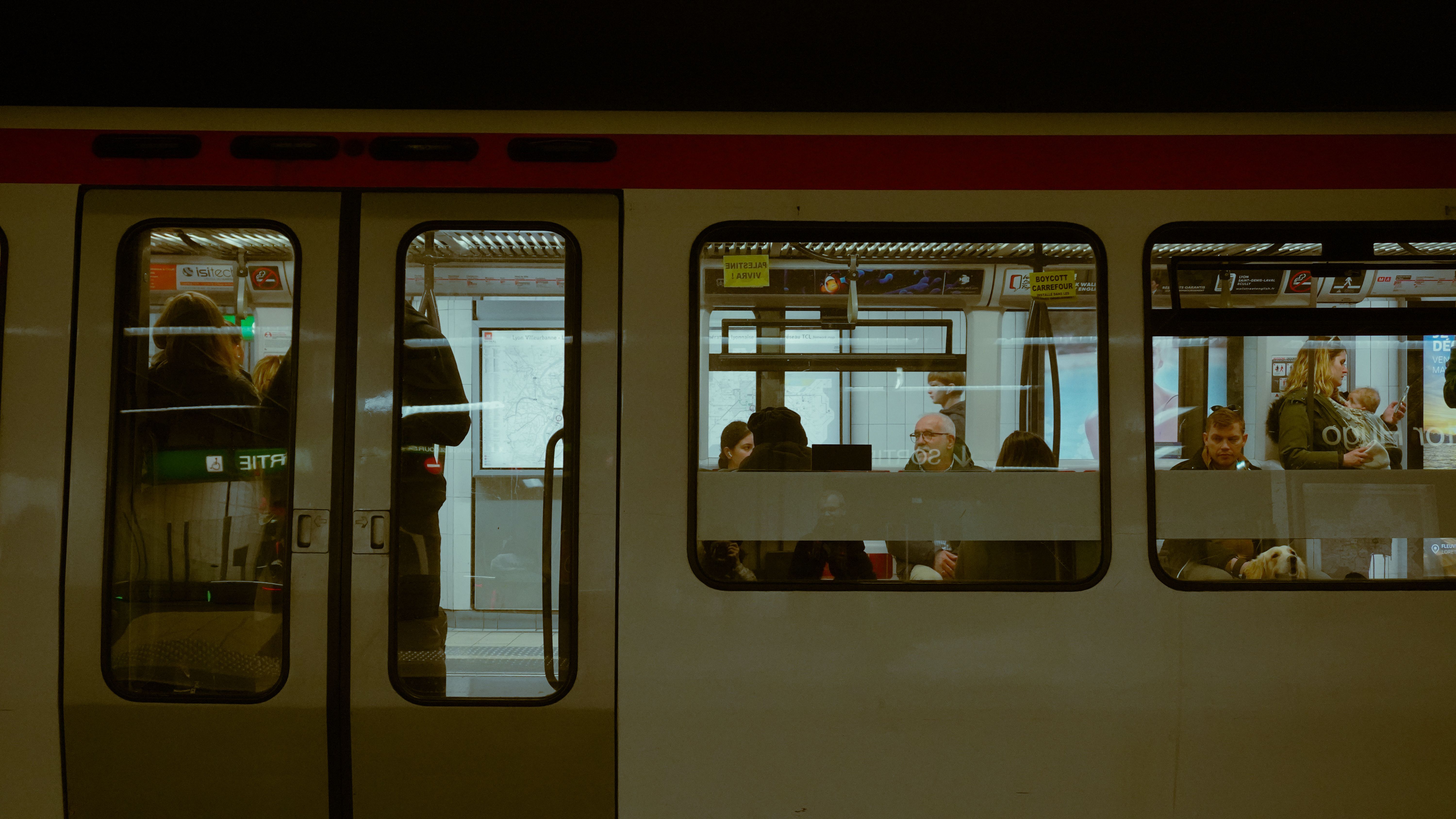 People Sitting in a Subway · Free Stock Photo