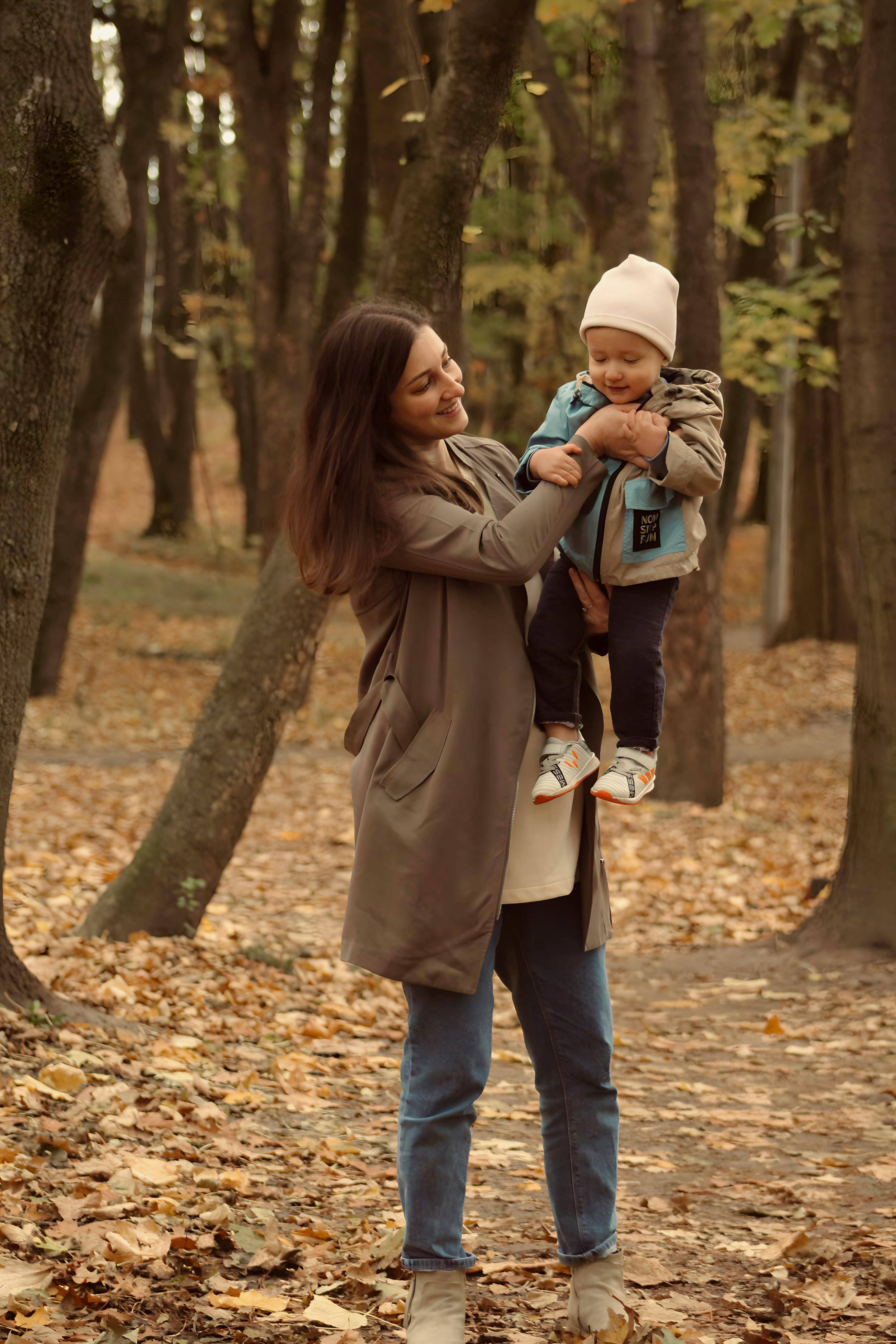 Mom And Grown Children Photos, Download The BEST Free Mom And Grown ...