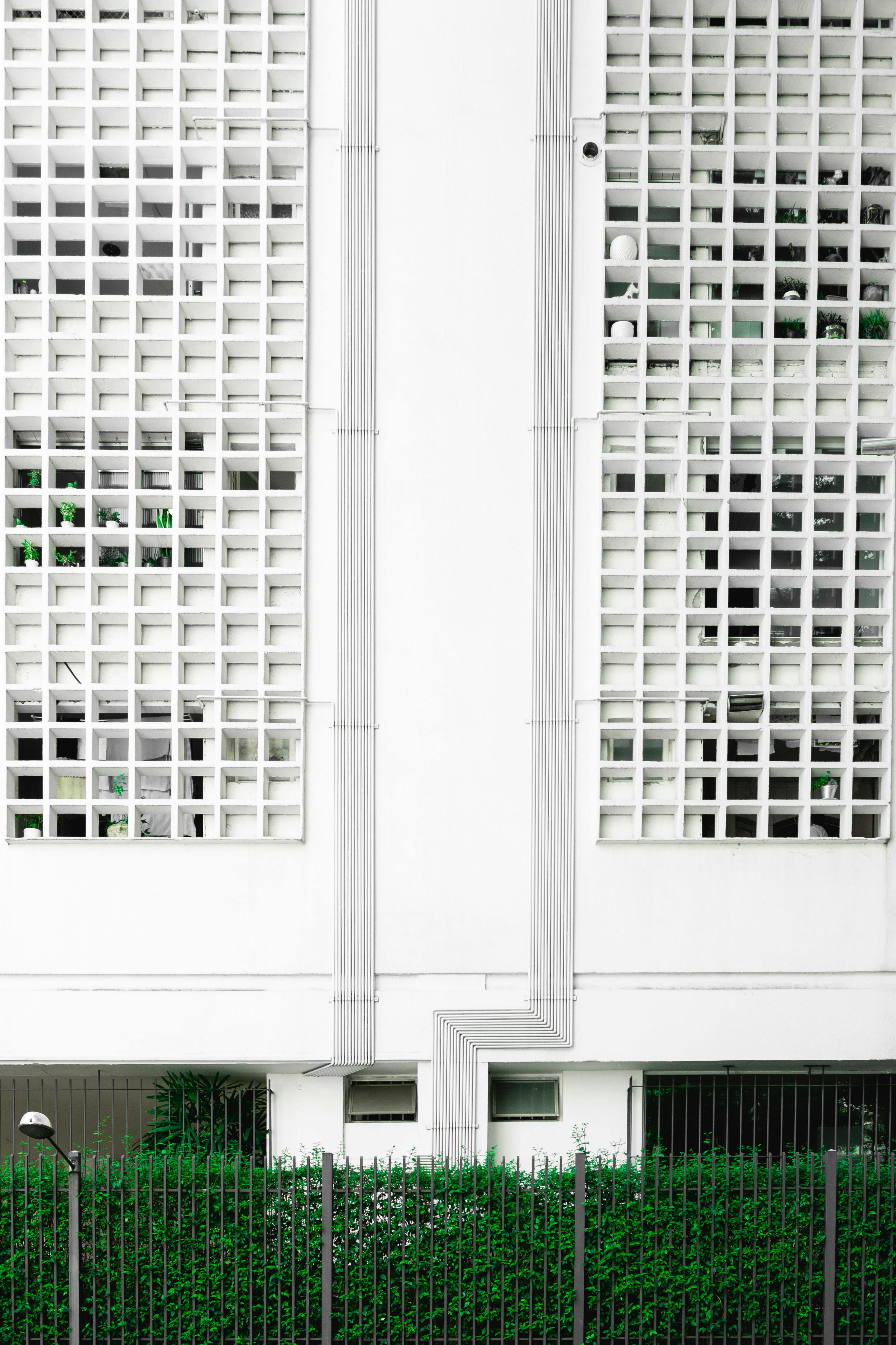 White High Rise Concrete Building · Free Stock Photo