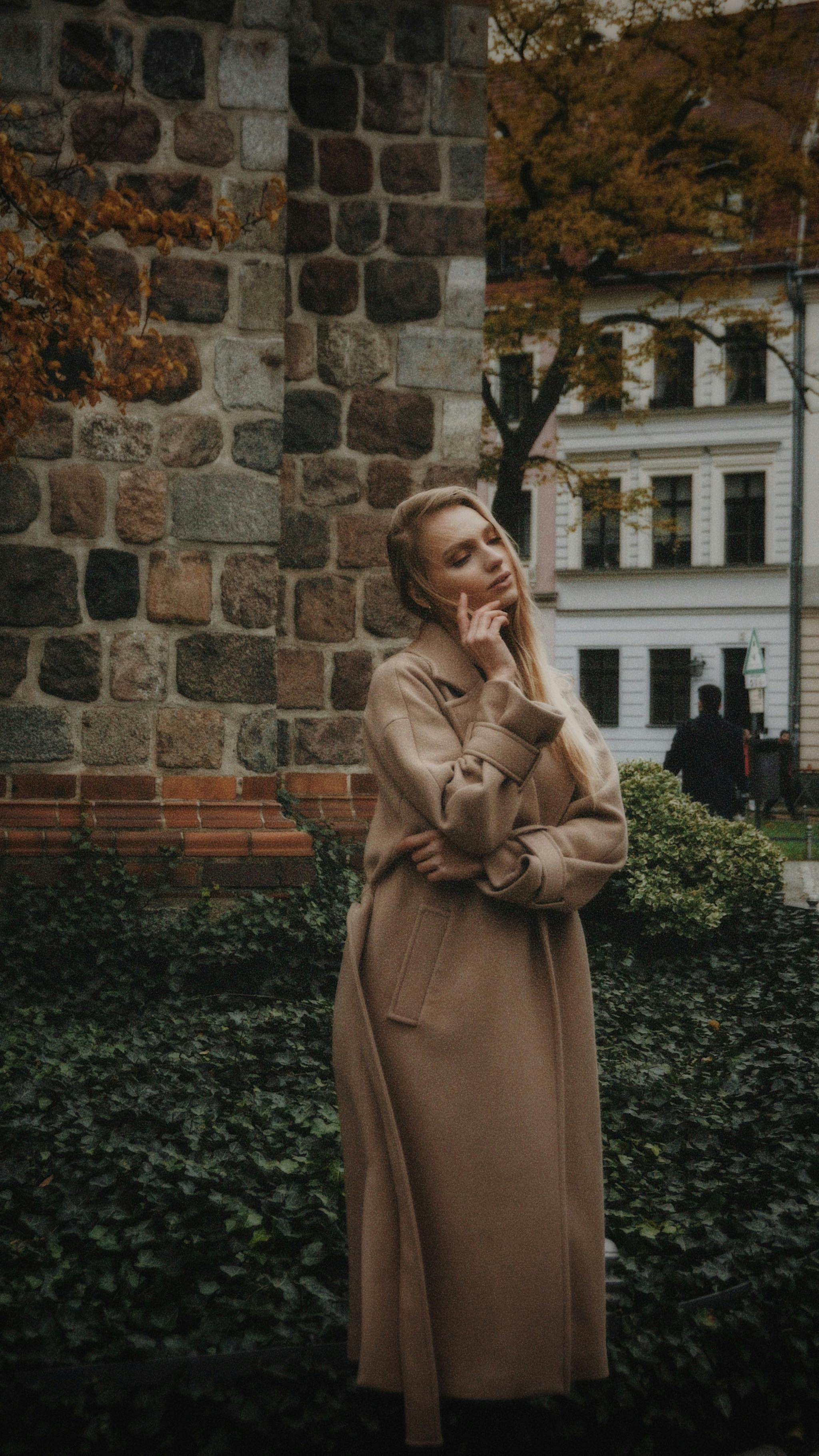 Yellowstone Coat Photos, Download The BEST Free Yellowstone Coat Stock ...