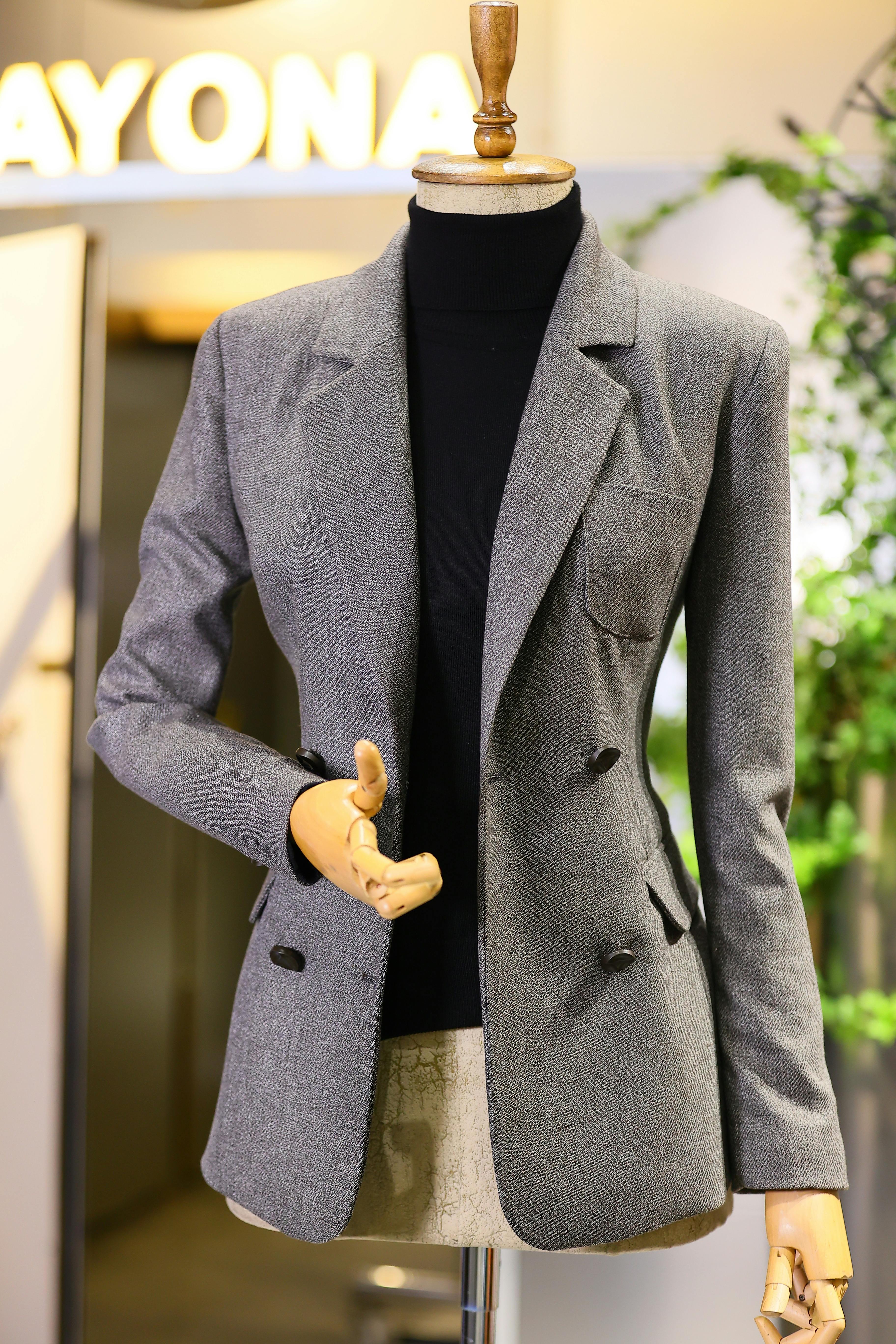 Suit Jacket on Mannequin · Free Stock Photo