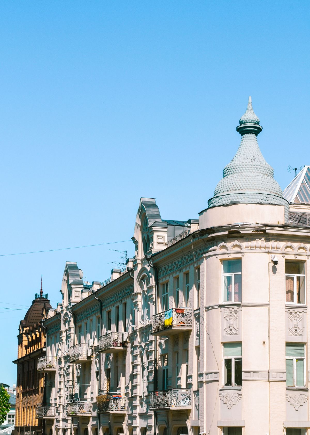 Tnr Building Photos, Download The BEST Free Tnr Building Stock Photos ...