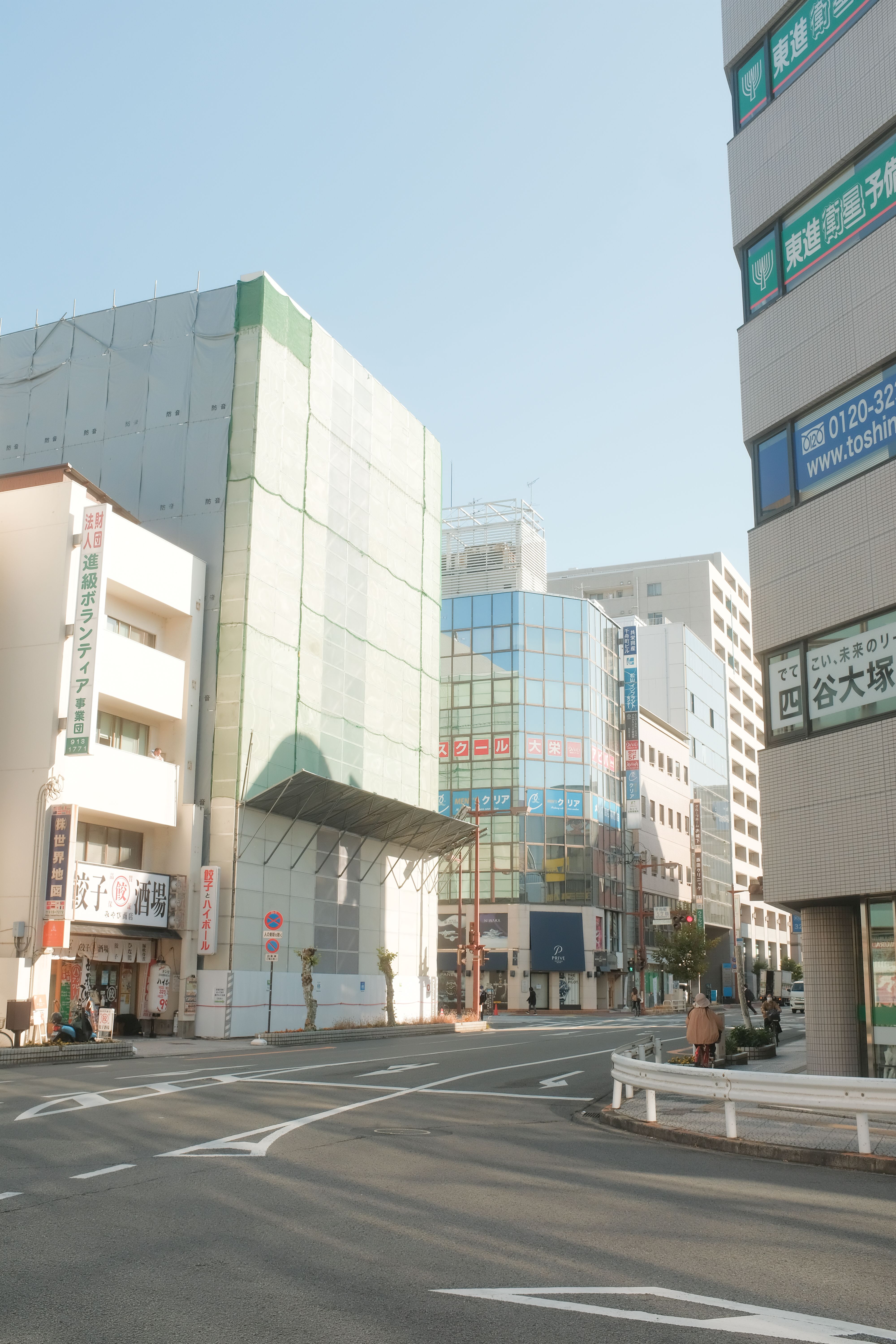 Modern Buildings on a City Street in Japan · Free Stock Photo