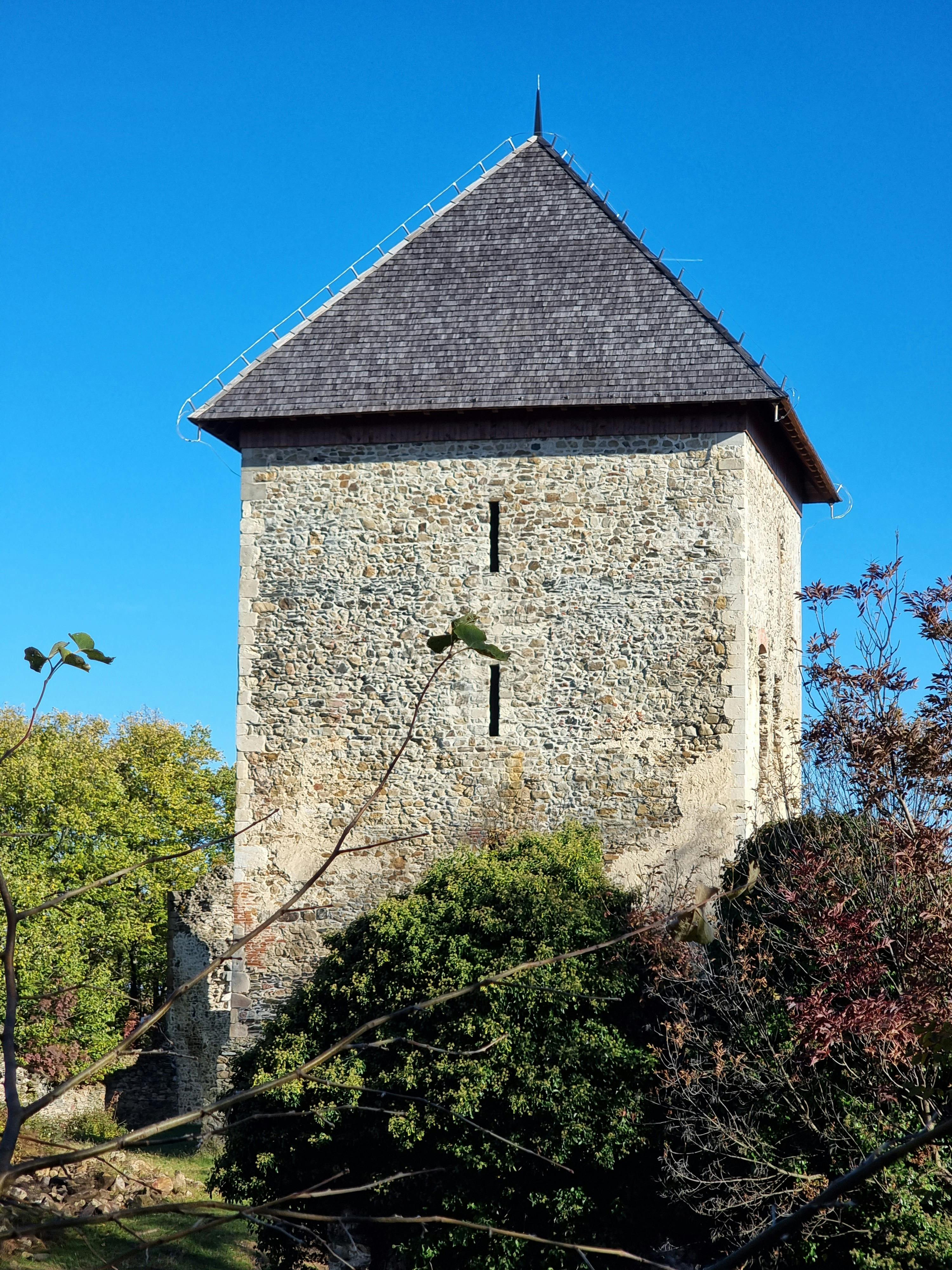 Historical Stone Building · Free Stock Photo