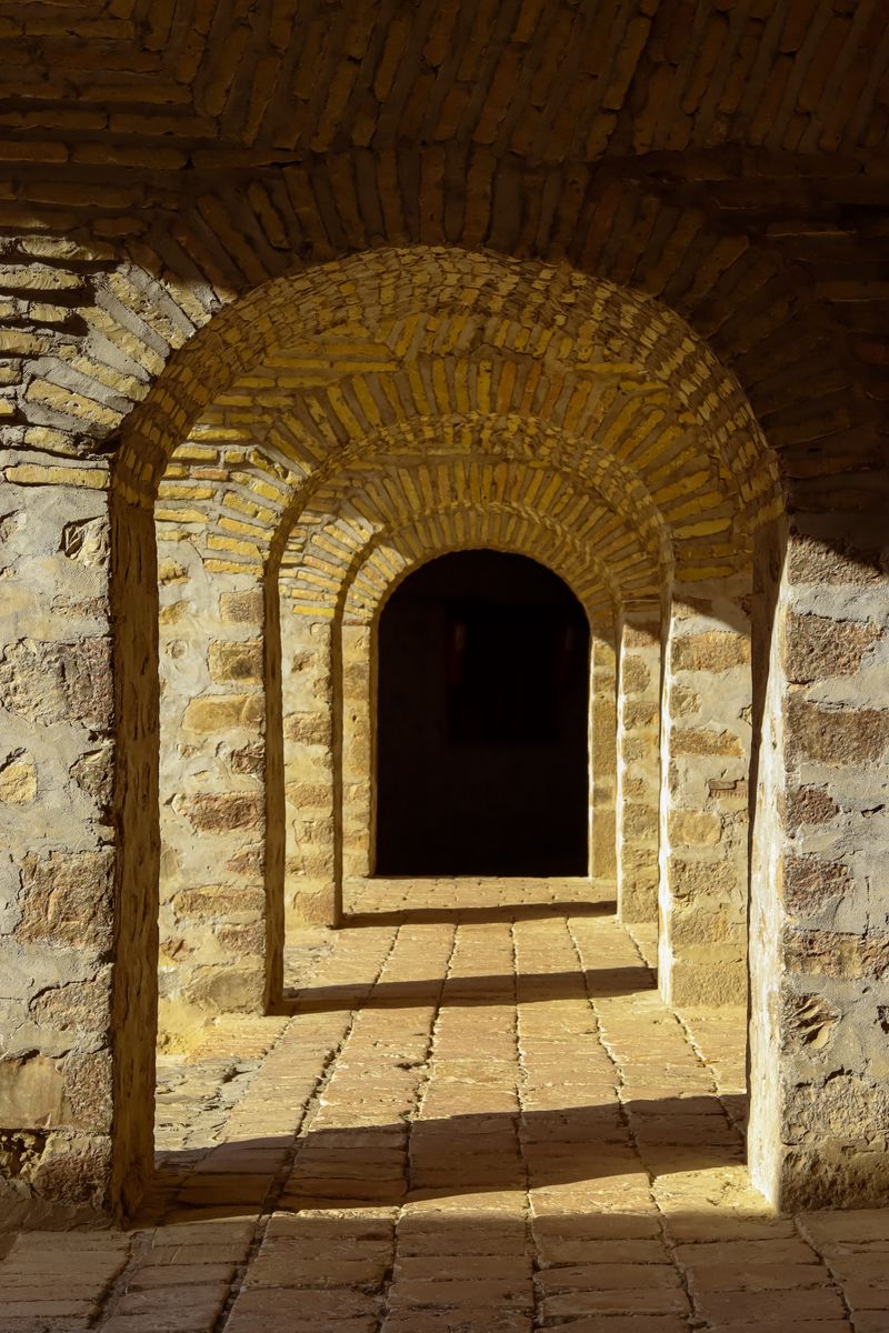 Corridor Castle Photos, Download The BEST Free Corridor Castle Stock ...