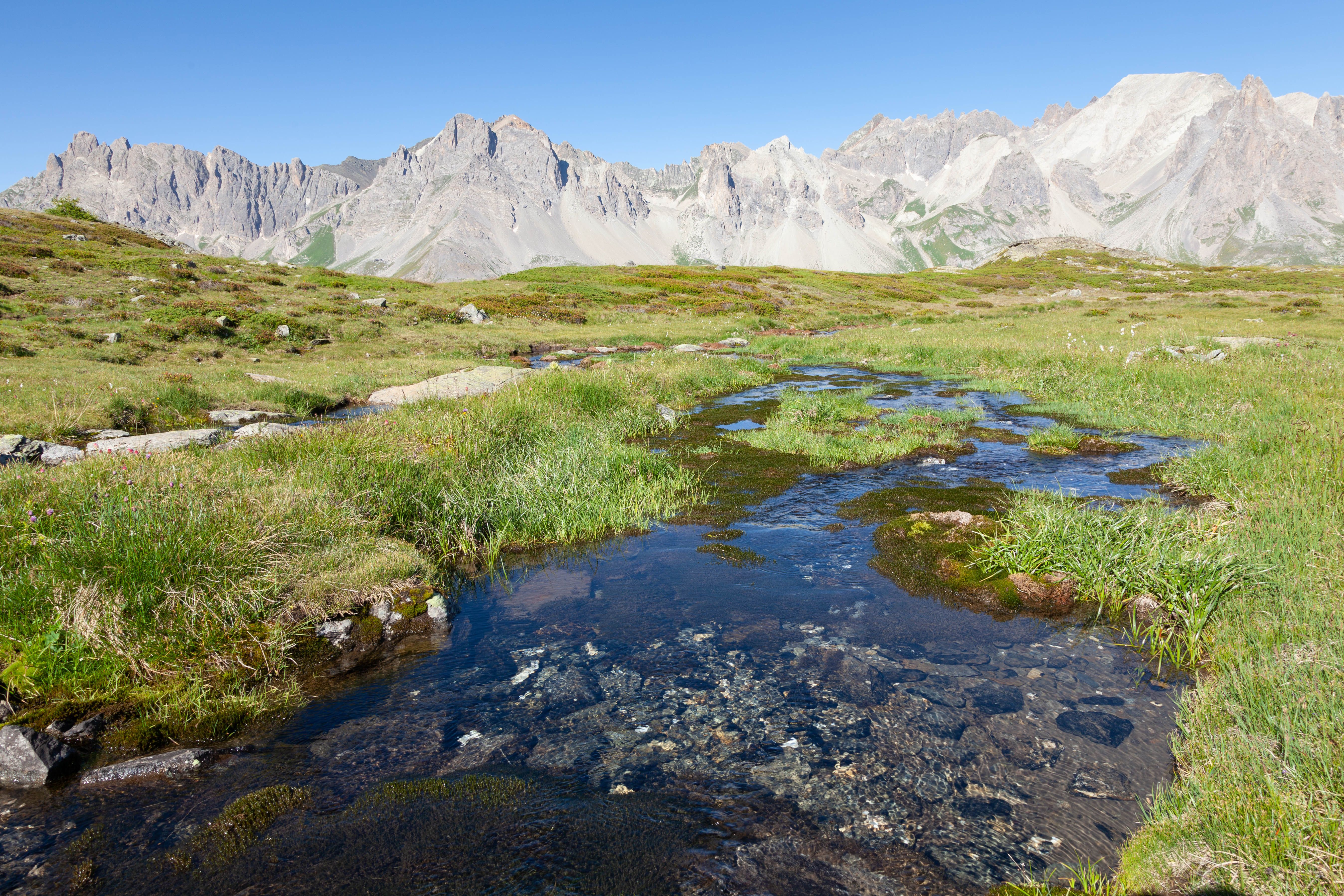 Photo gratuite de alpes, cîmes, flot, france, herbe, montagnes, paysage ...
