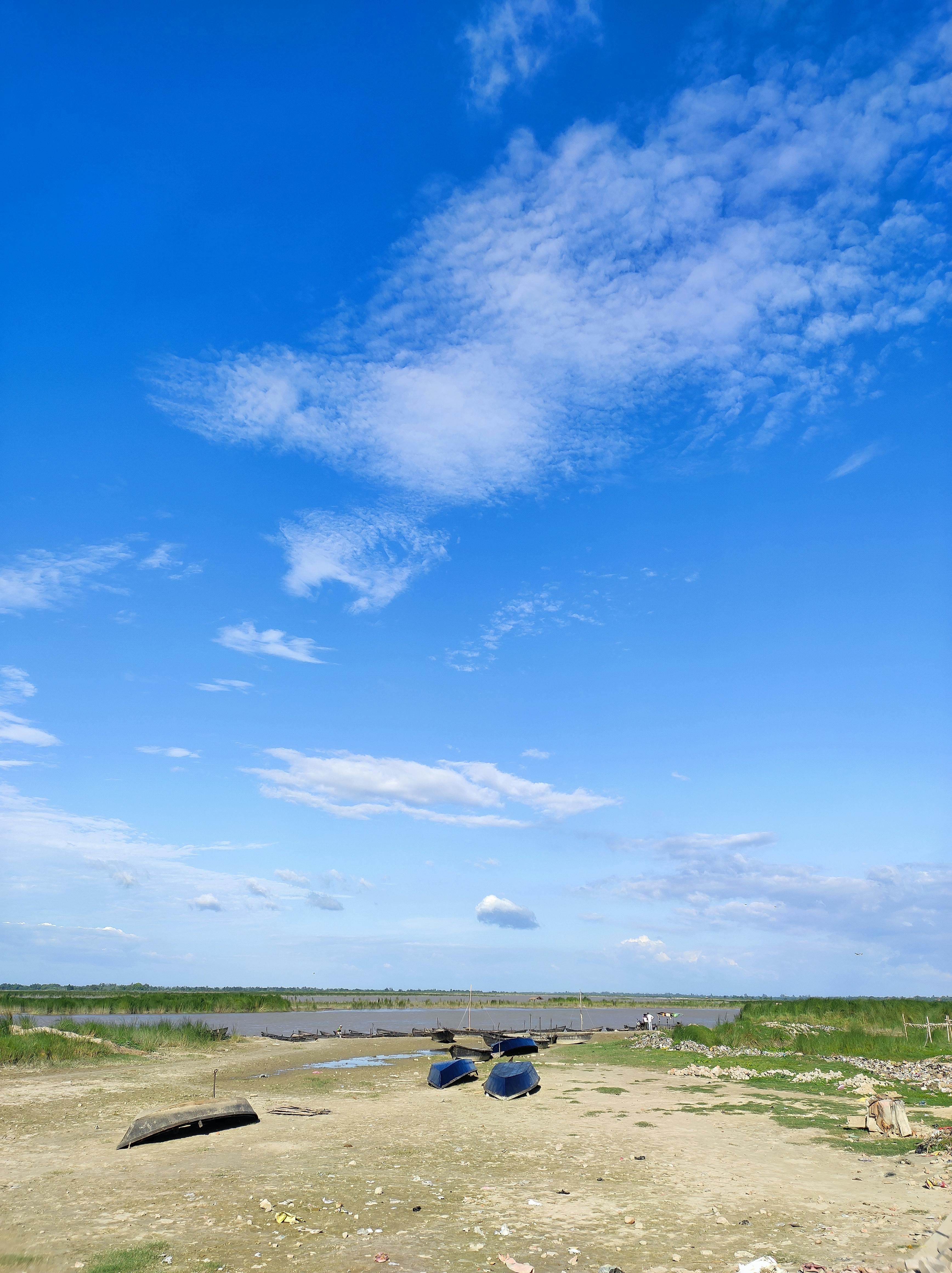 Riverbank Photos, Download The BEST Free Riverbank Stock Photos & HD Images