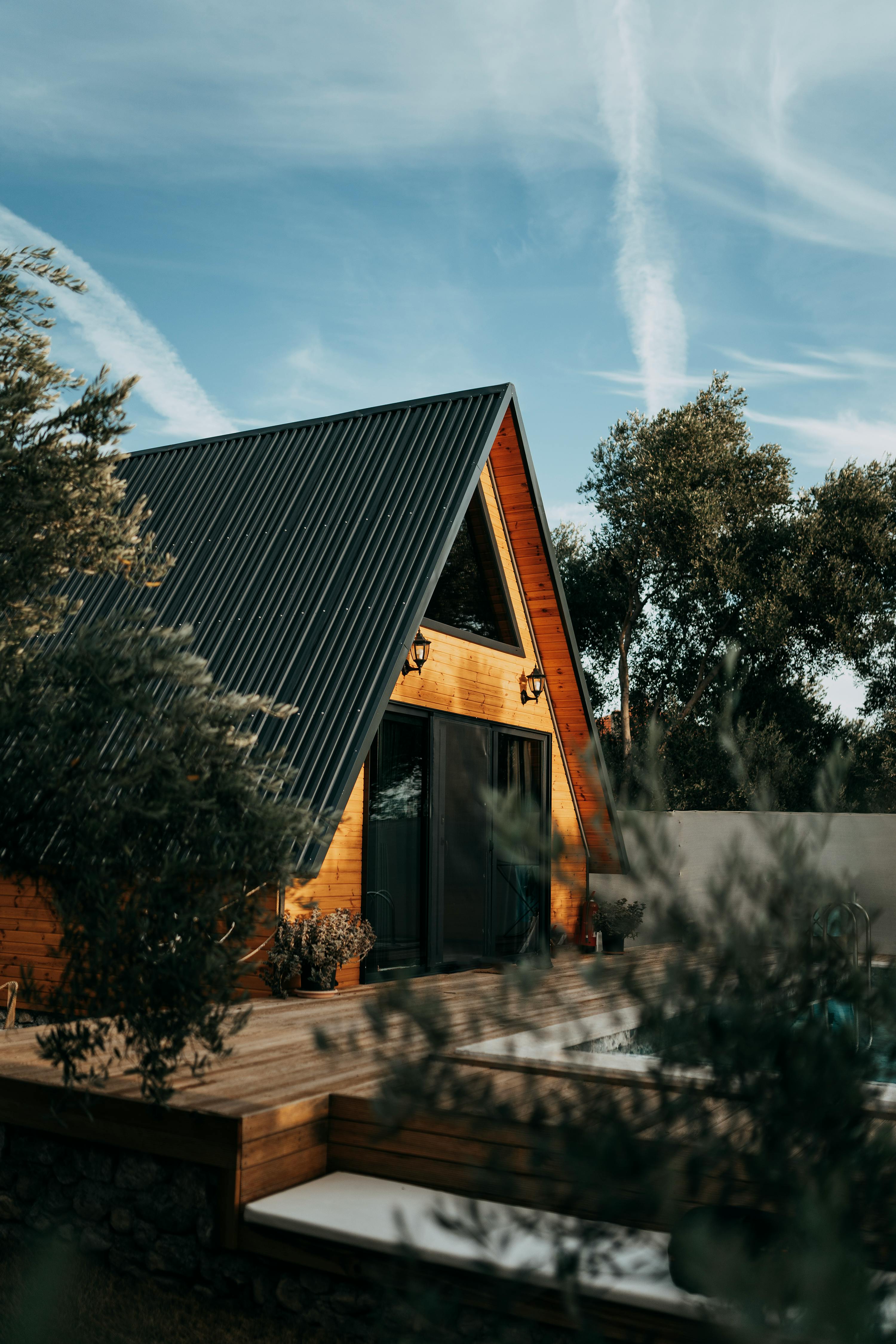 Exterior of a Modern Wooden Hut · Free Stock Photo