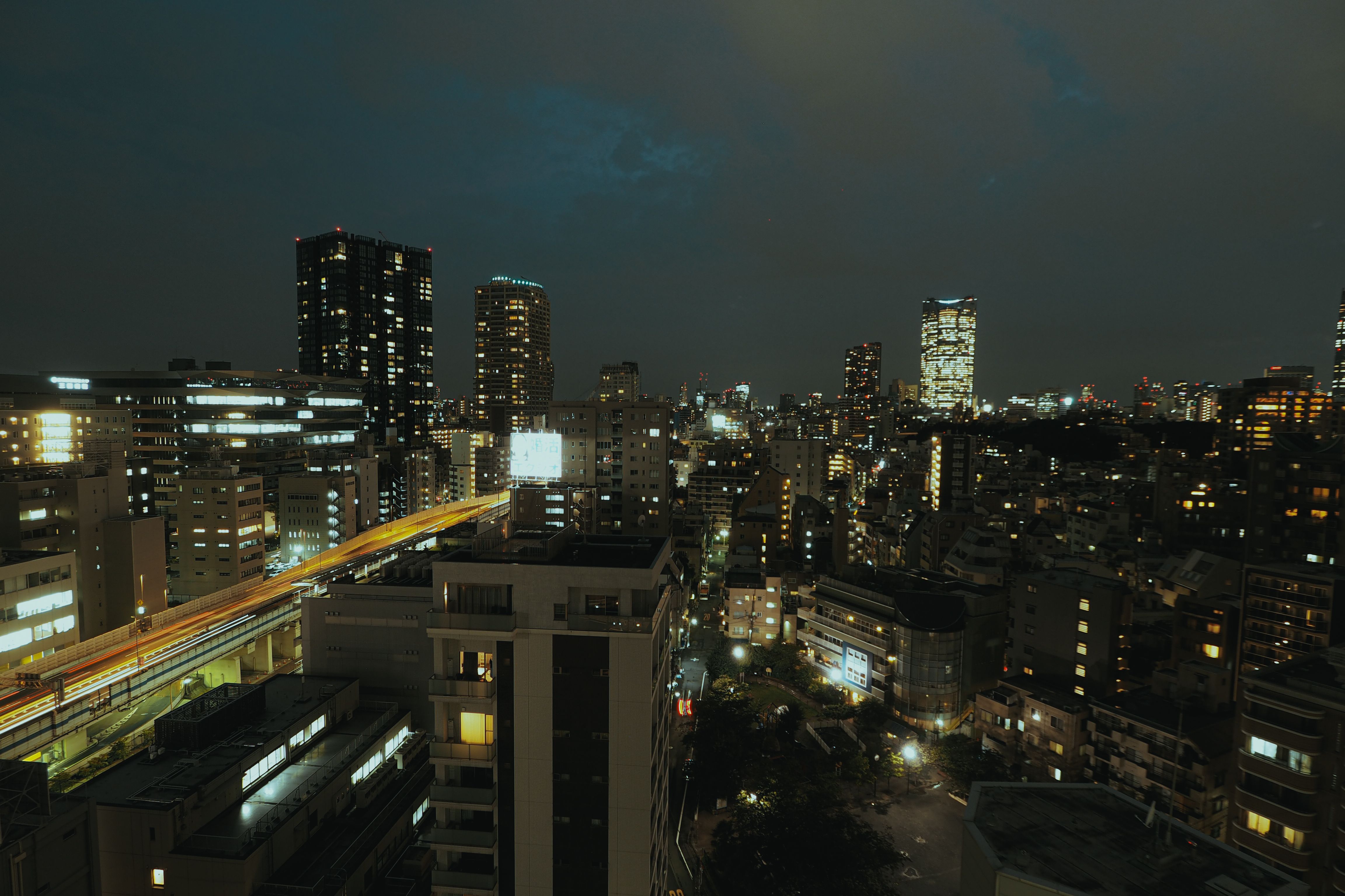 Cityscape by Night · Free Stock Photo