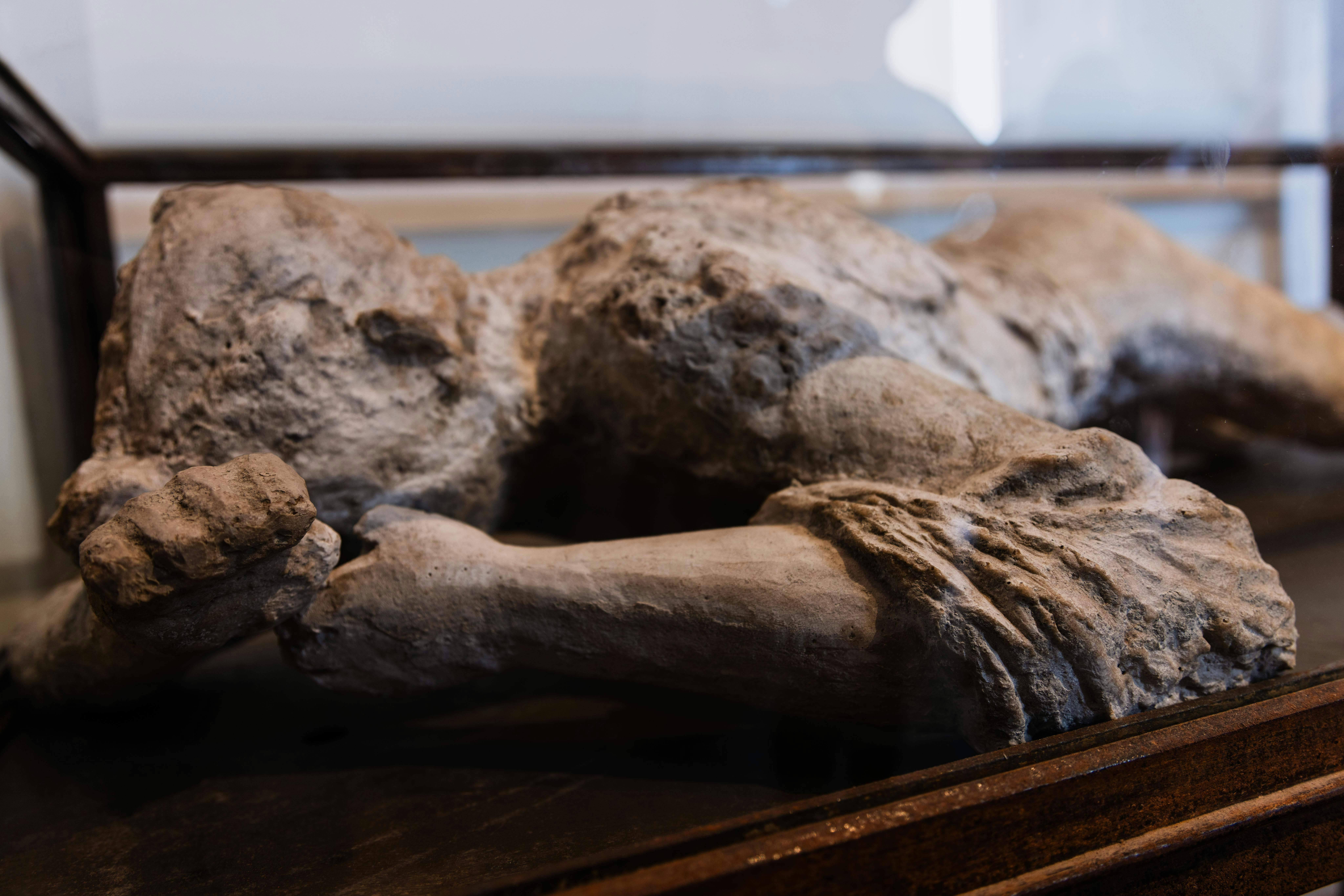 Close up of Sculpture of Person Lying Down · Free Stock Photo