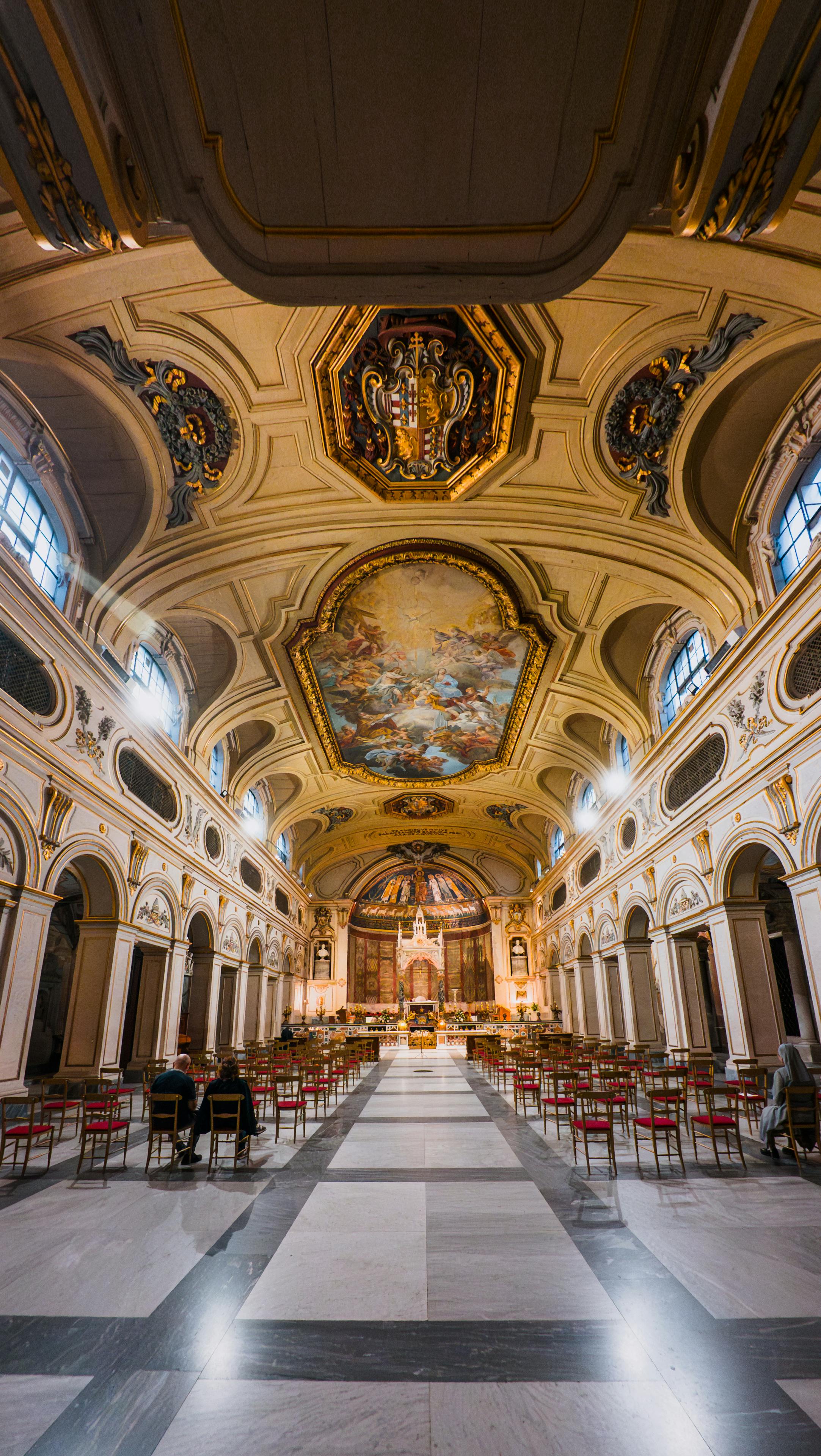 Ornamented Ceiling in Church · Free Stock Photo
