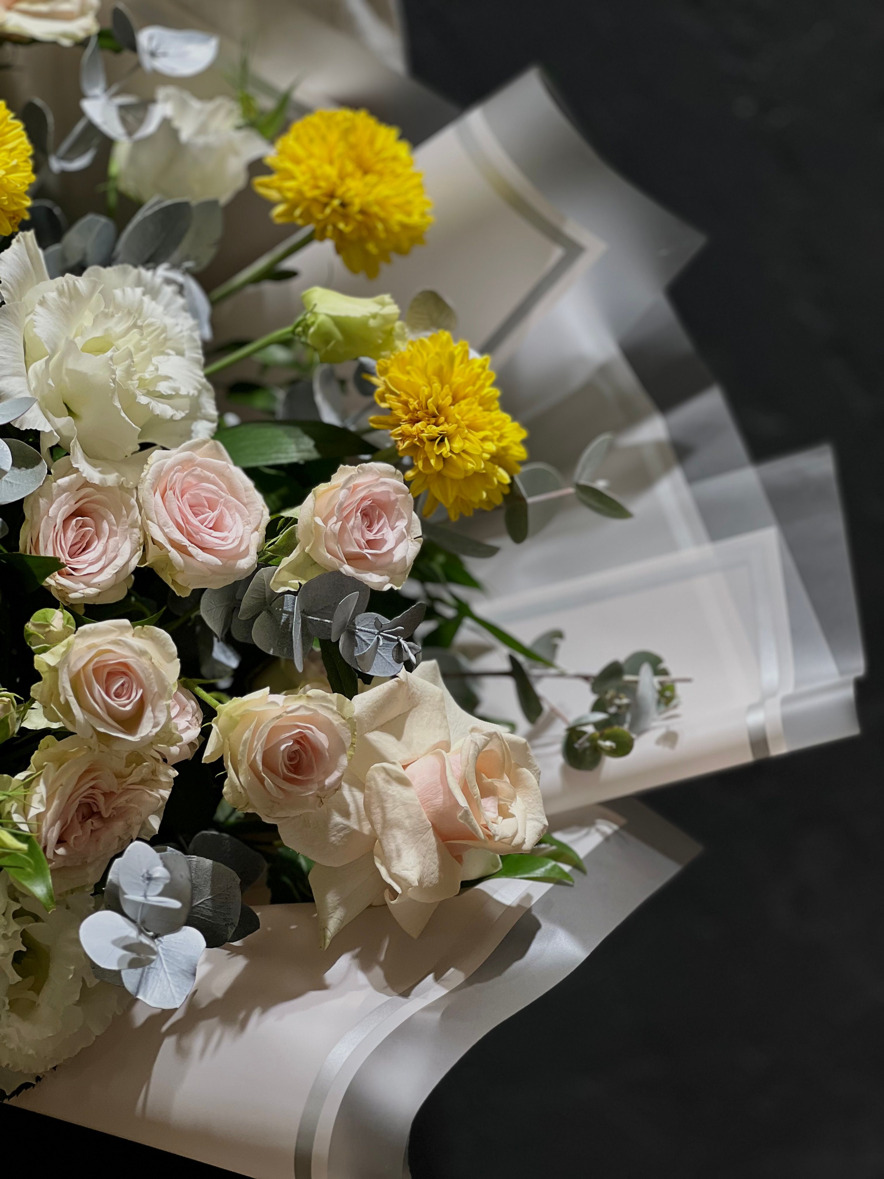 Elegant Flower Arrangement · Free Stock Photo
