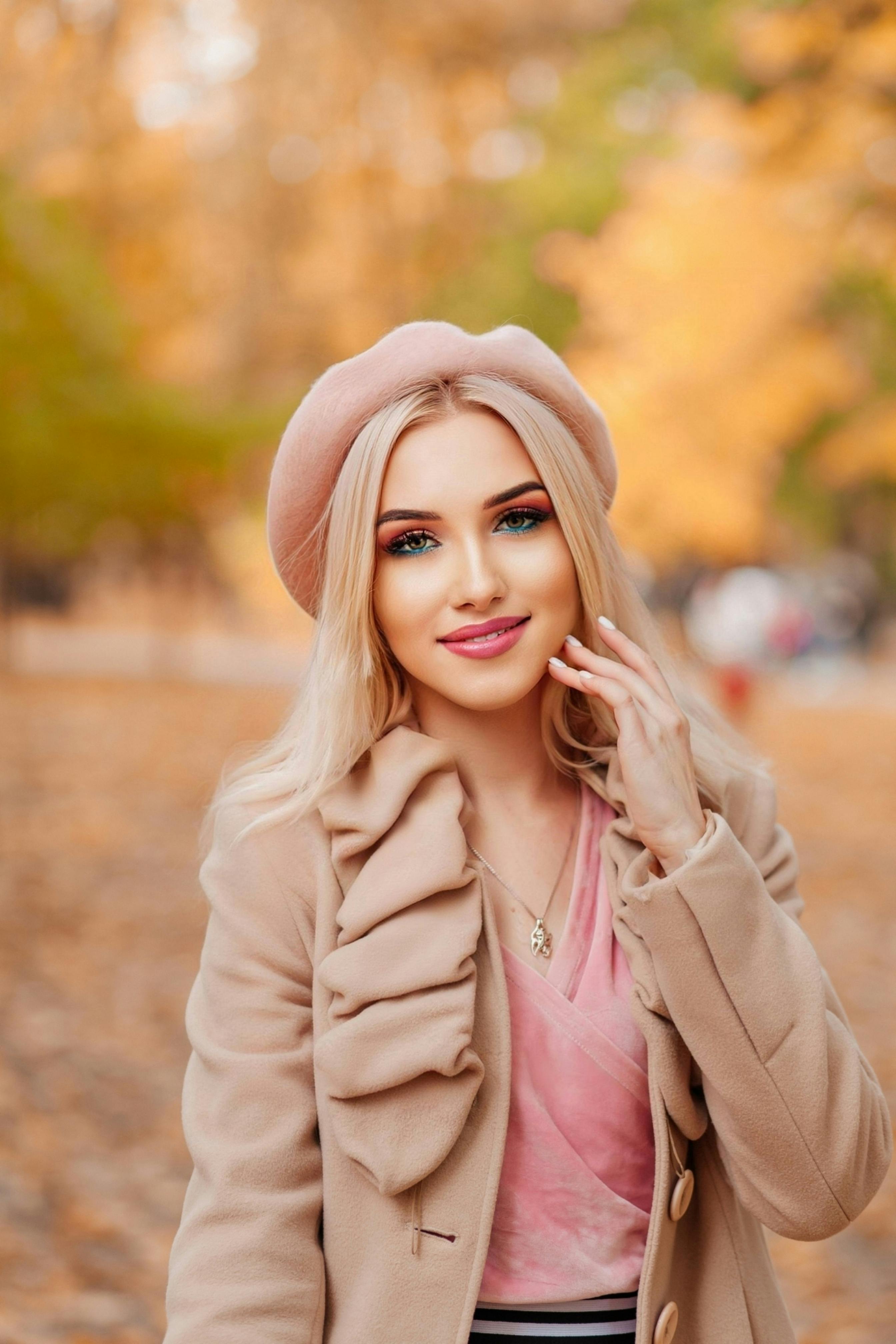 Beautiful Shemale Photos, Download The BEST Free Beautiful Shemale ...