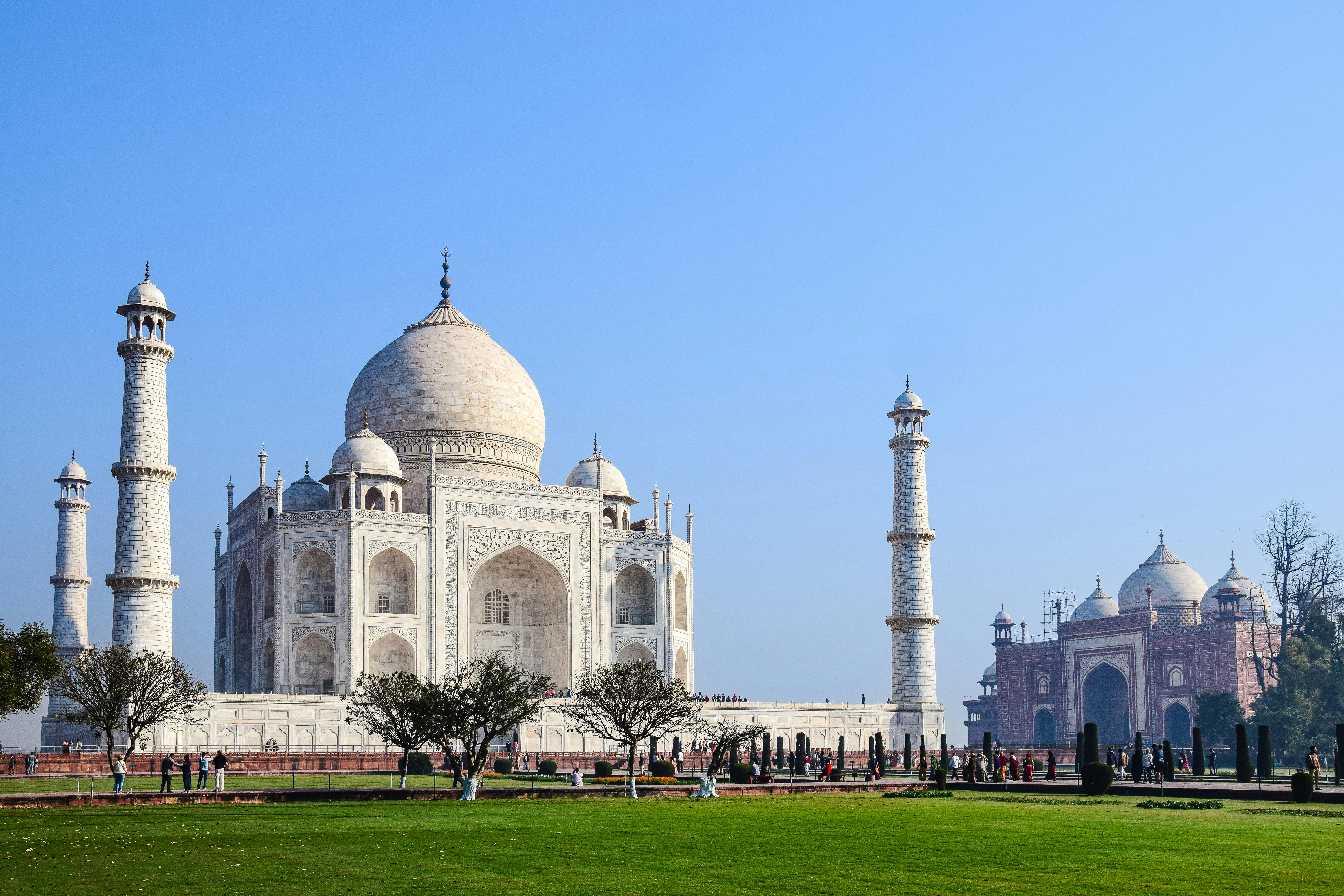 Taj Mahal under Clear Sky · Free Stock Photo